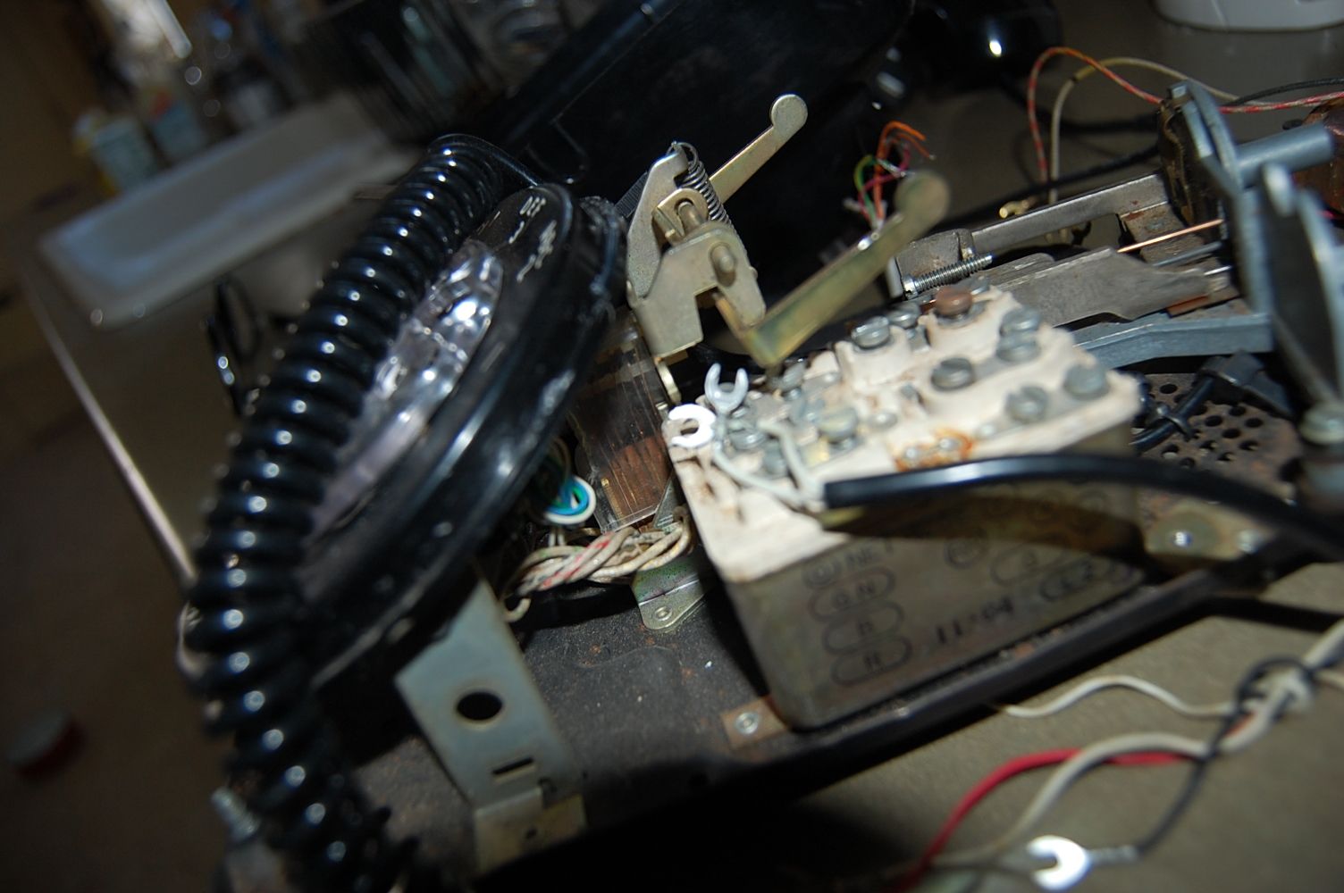 Retro Phone Phone Charging Station : 10 Steps (with Pictures ...