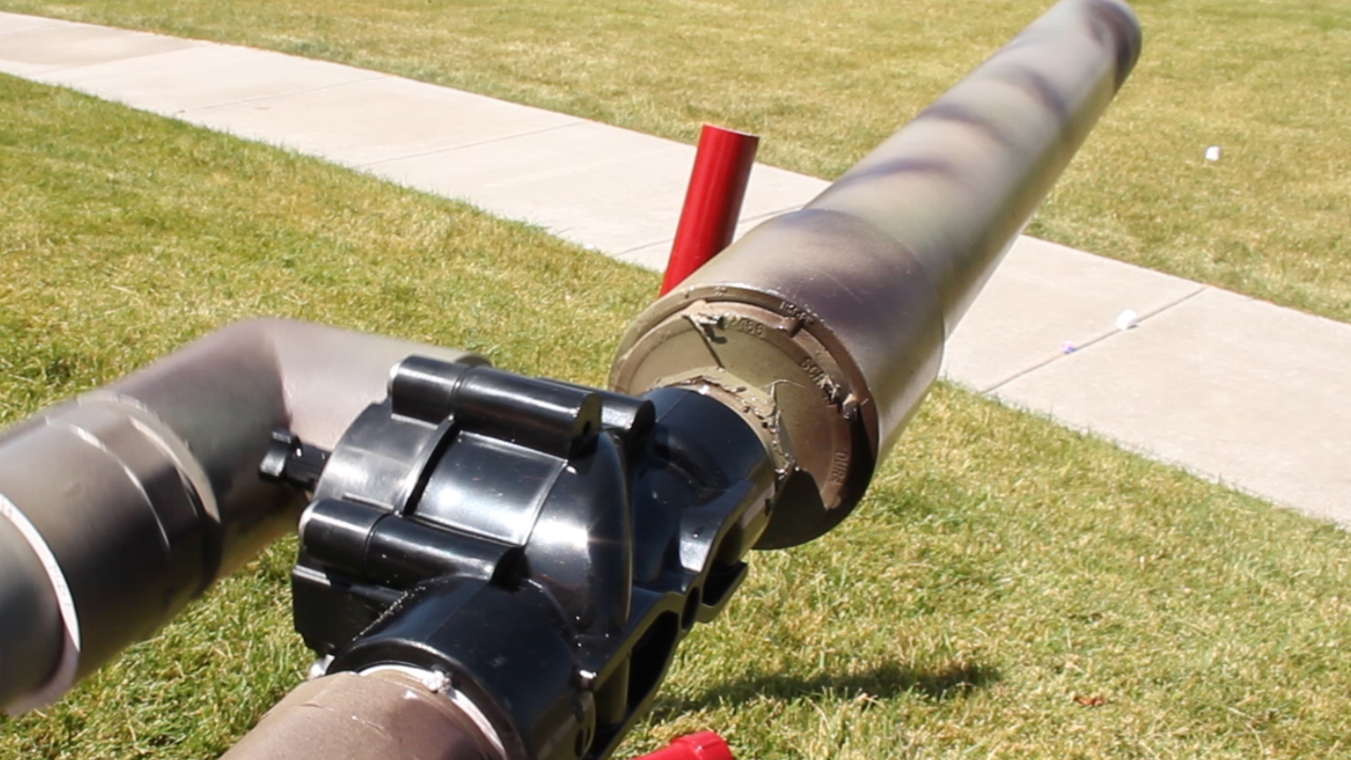 Smash the Summer Heat With These DIY Water Weapons! : 6 Steps (with ...