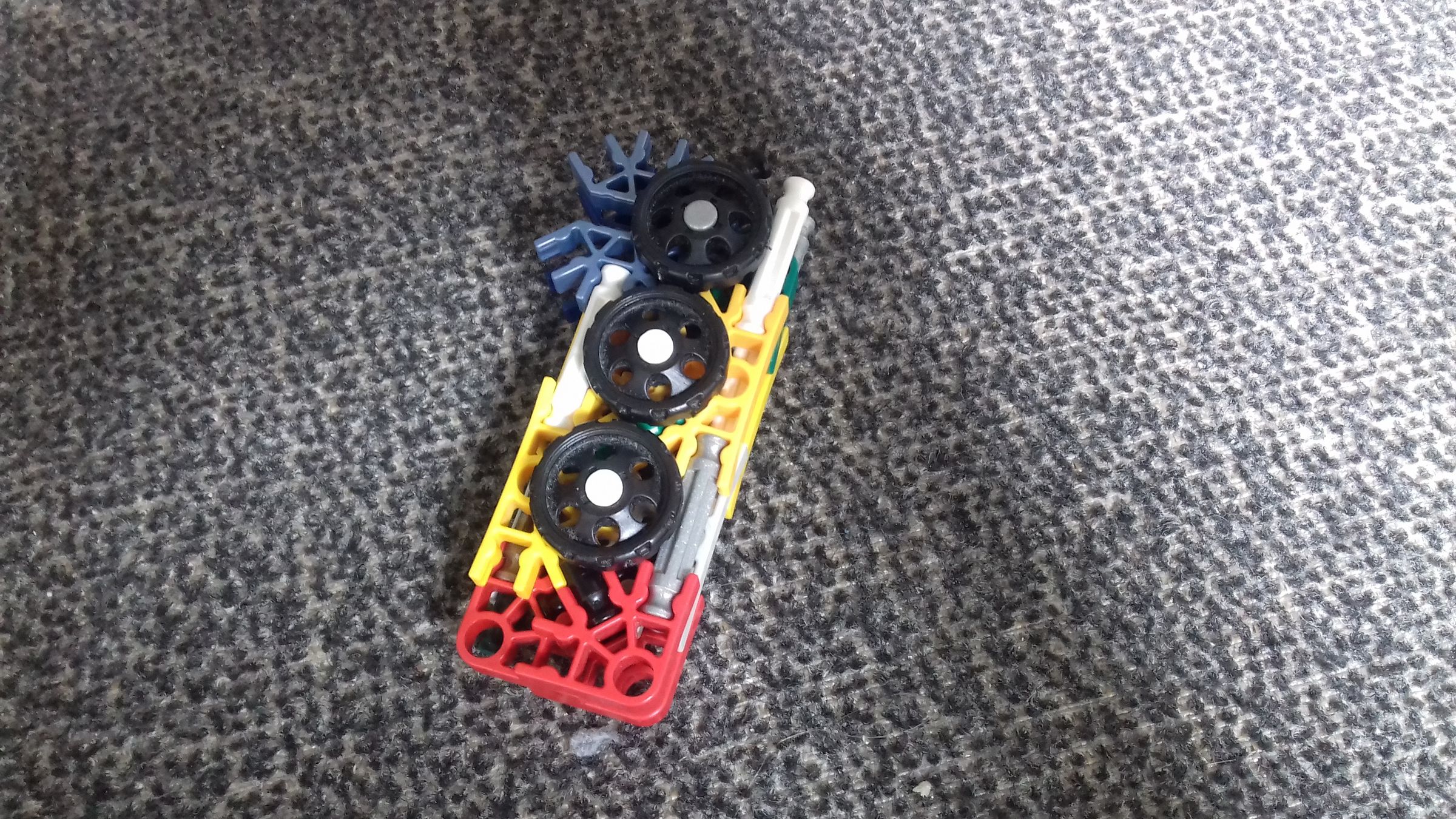 Knex Glock : 4 Steps - Instructables