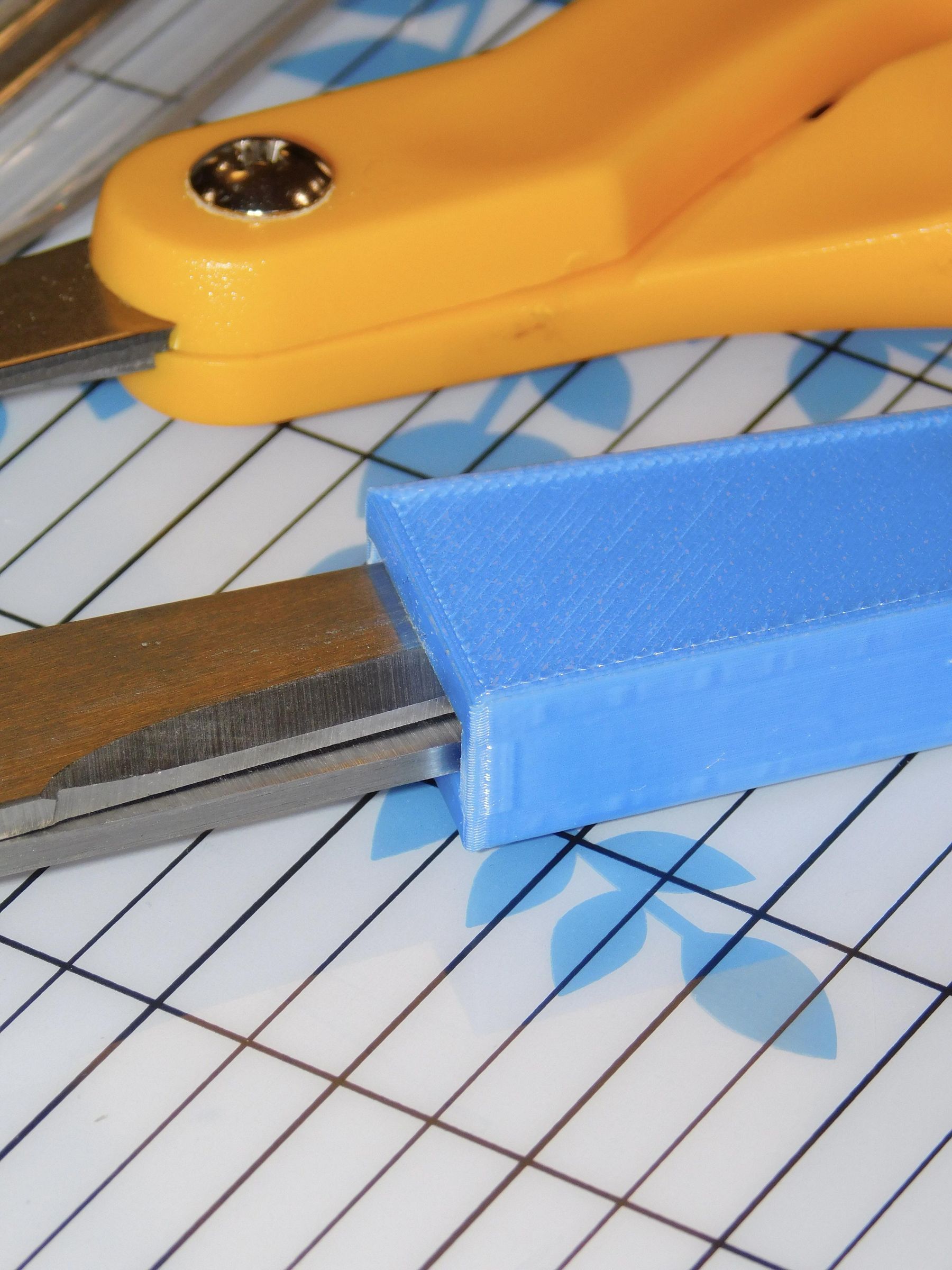 Case for Metal Scissors Designed With Fusion 360 : 3 Steps - Instructables