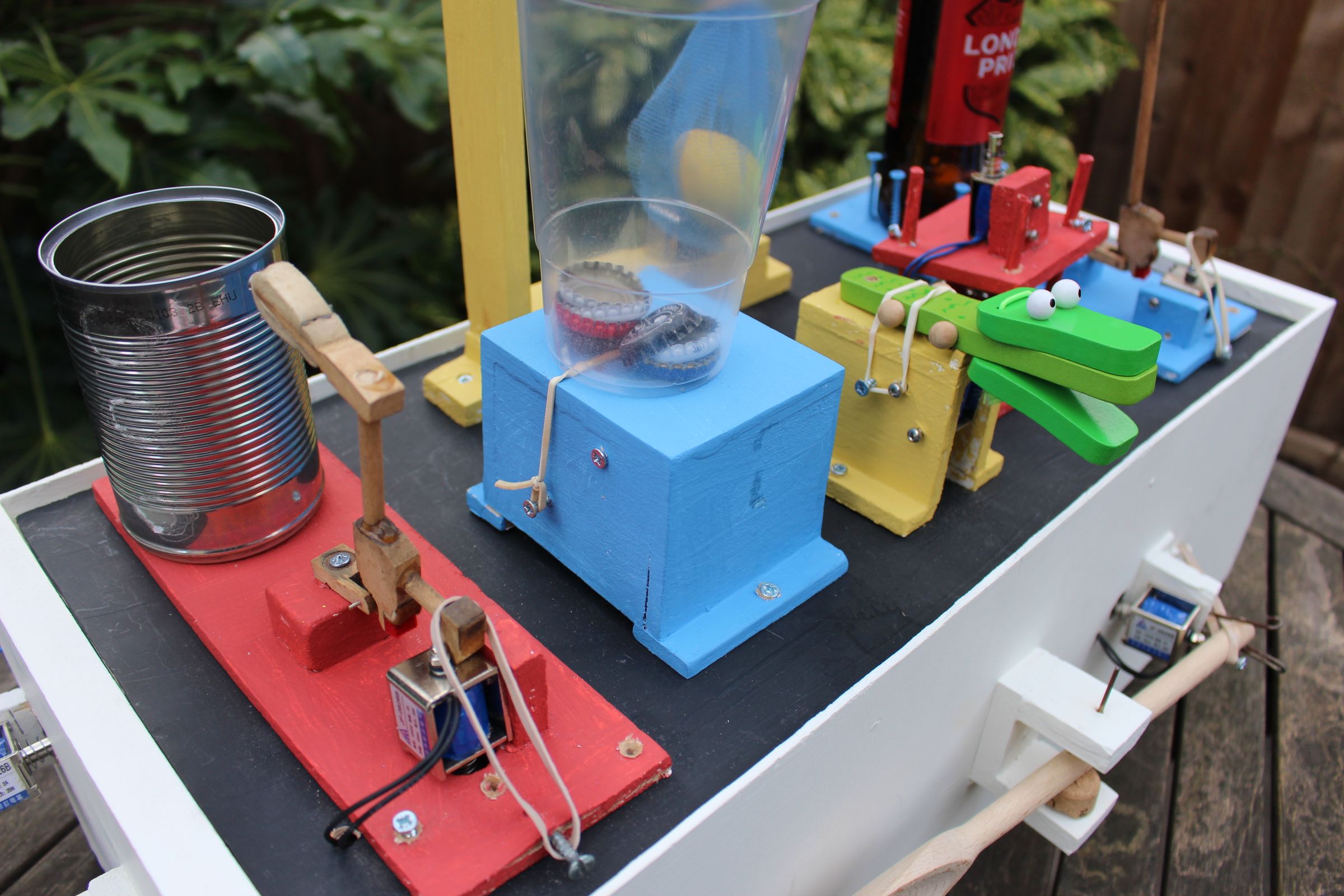 A Raspberry Pi Powered Junk Drum Machine : 15 Steps (with Pictures ...