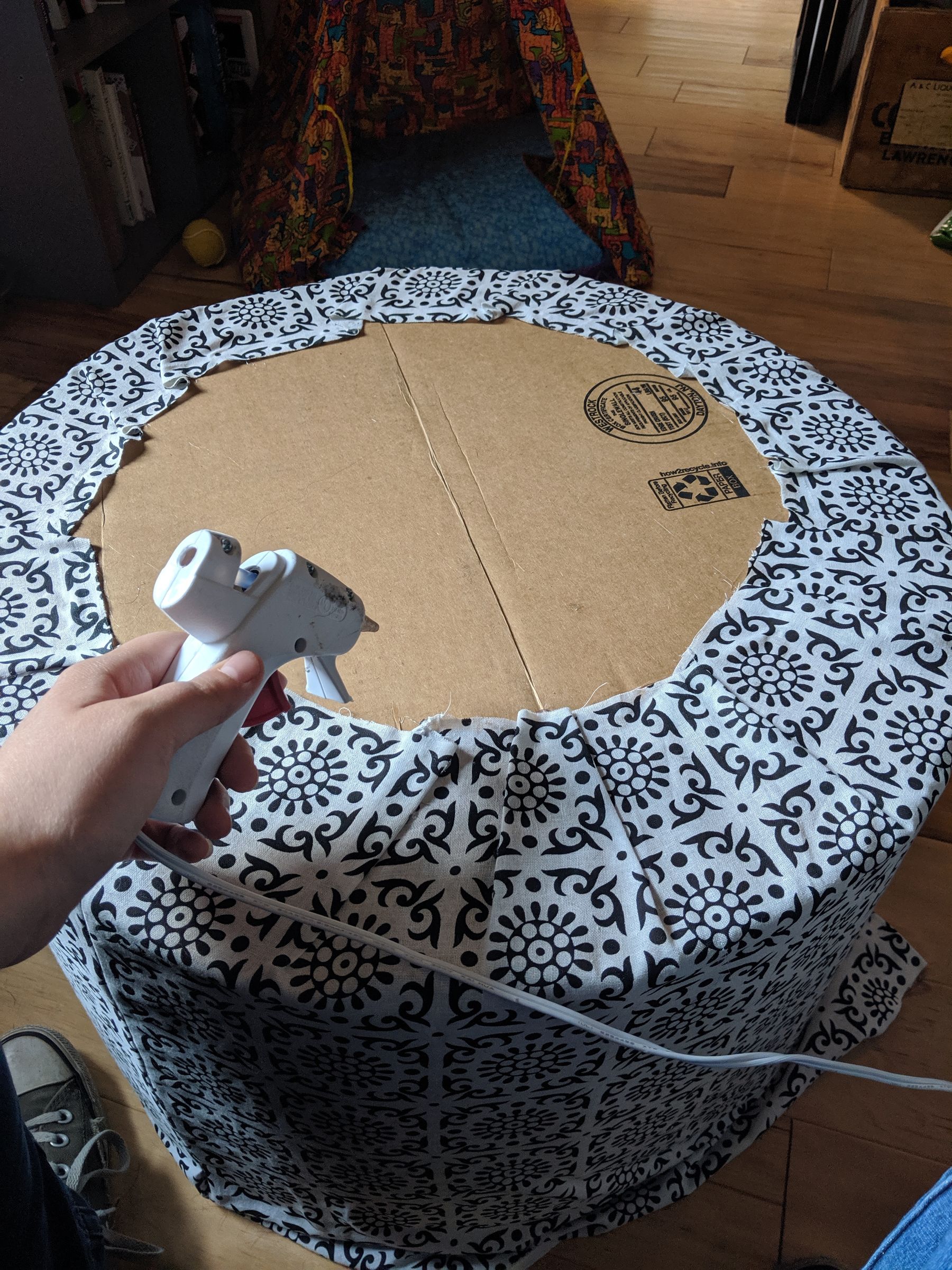 Upcycled Storage Ottoman : 15 Steps (with Pictures) - Instructables