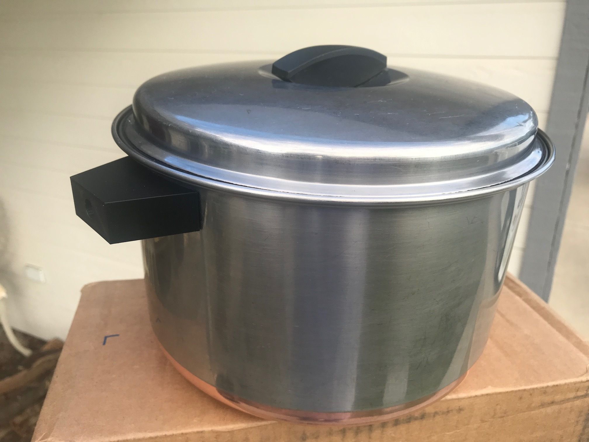 3D Printed Replacement Handles for a Vintage Pot. : 8 Steps (with ...