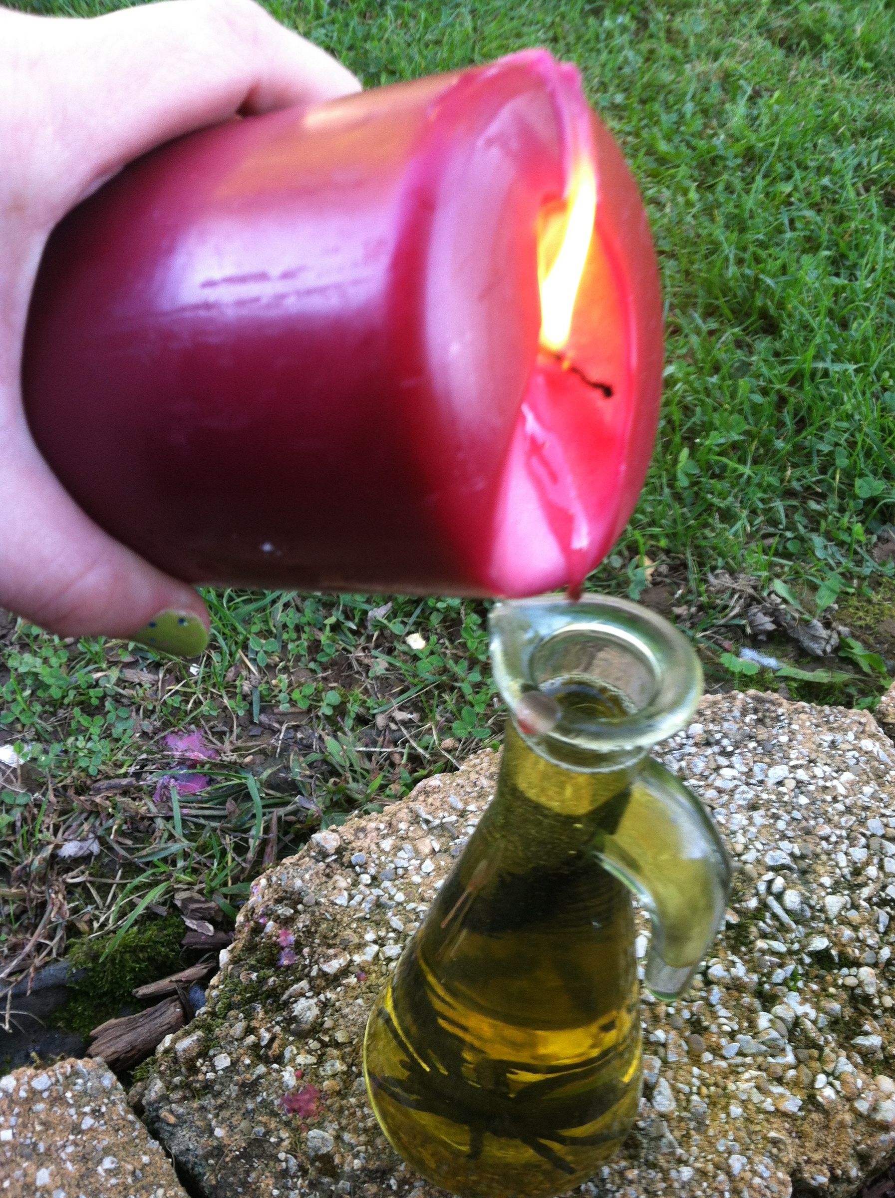 DIY Halloween Creepy Jars : 5 Steps - Instructables