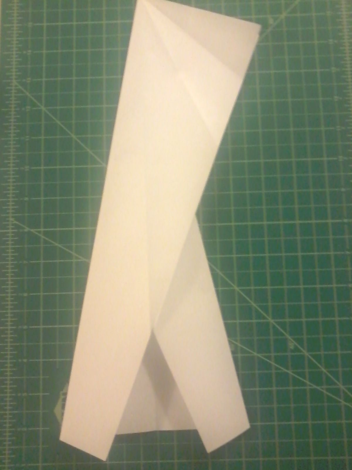Stiletto Paper Airplane : 9 Steps - Instructables
