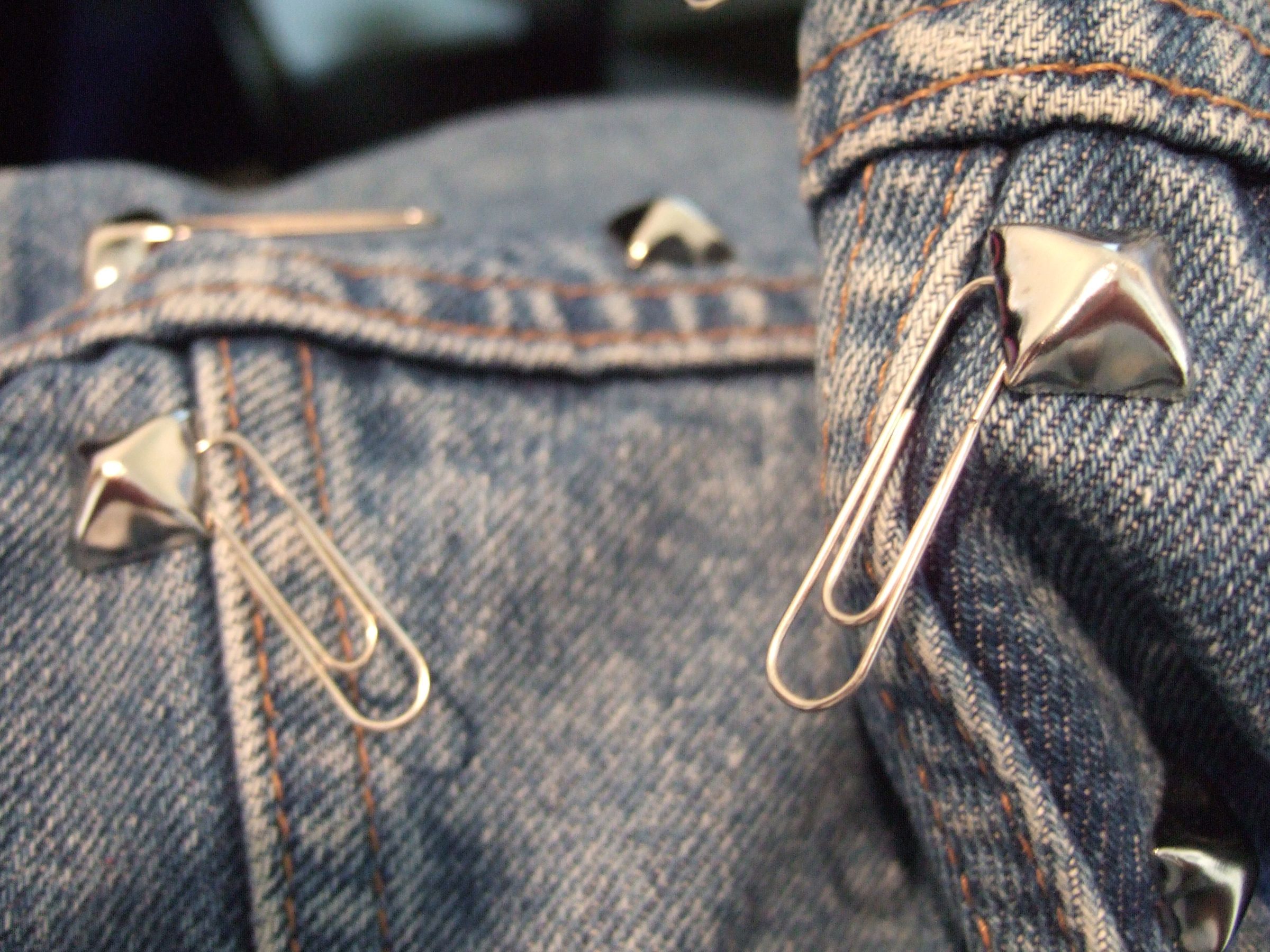 Vyvyan Basterd (The Young Ones) Costume : 9 Steps (with Pictures ...