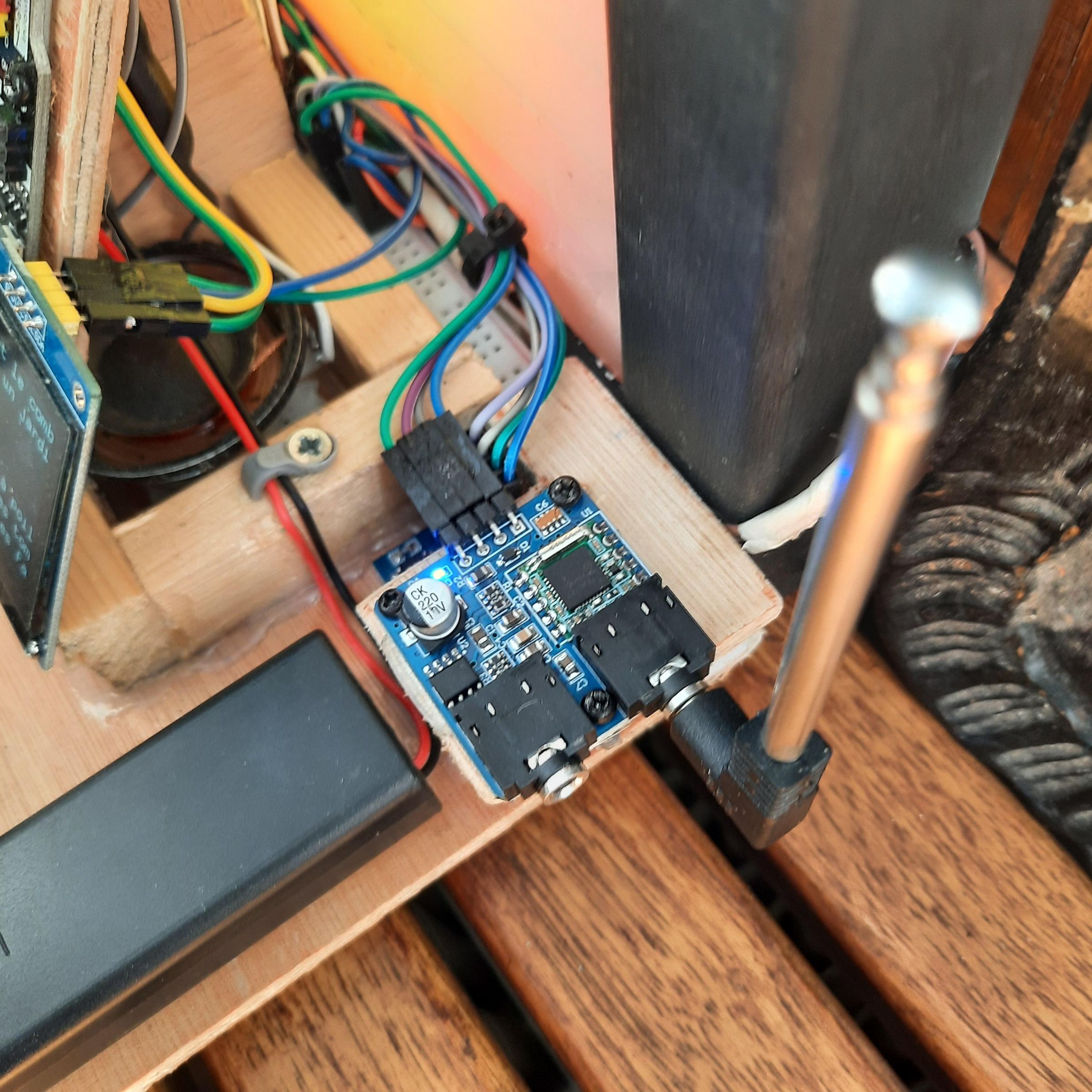 Botje, Interactive Arduino R4 WiFi Companion - Instructables