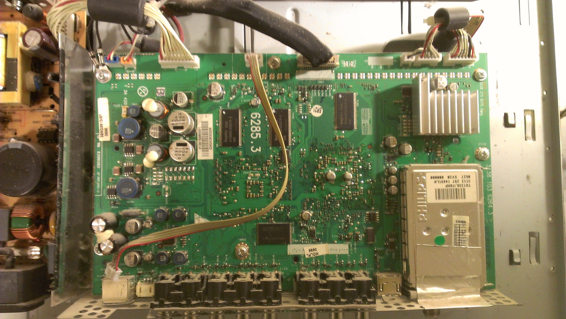 Repairing an LCD TV/Monitor That Has Slowly Stopped Working : 3 Steps ...