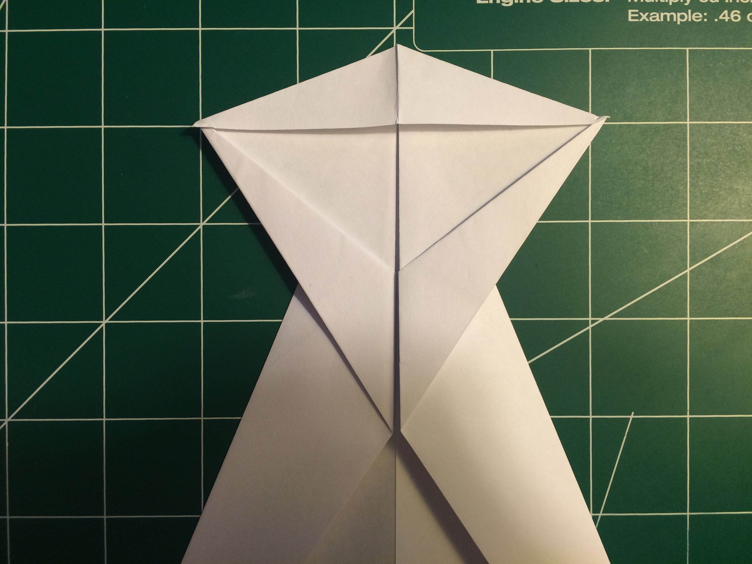 How to Make the Widow Paper Airplane : 8 Steps - Instructables