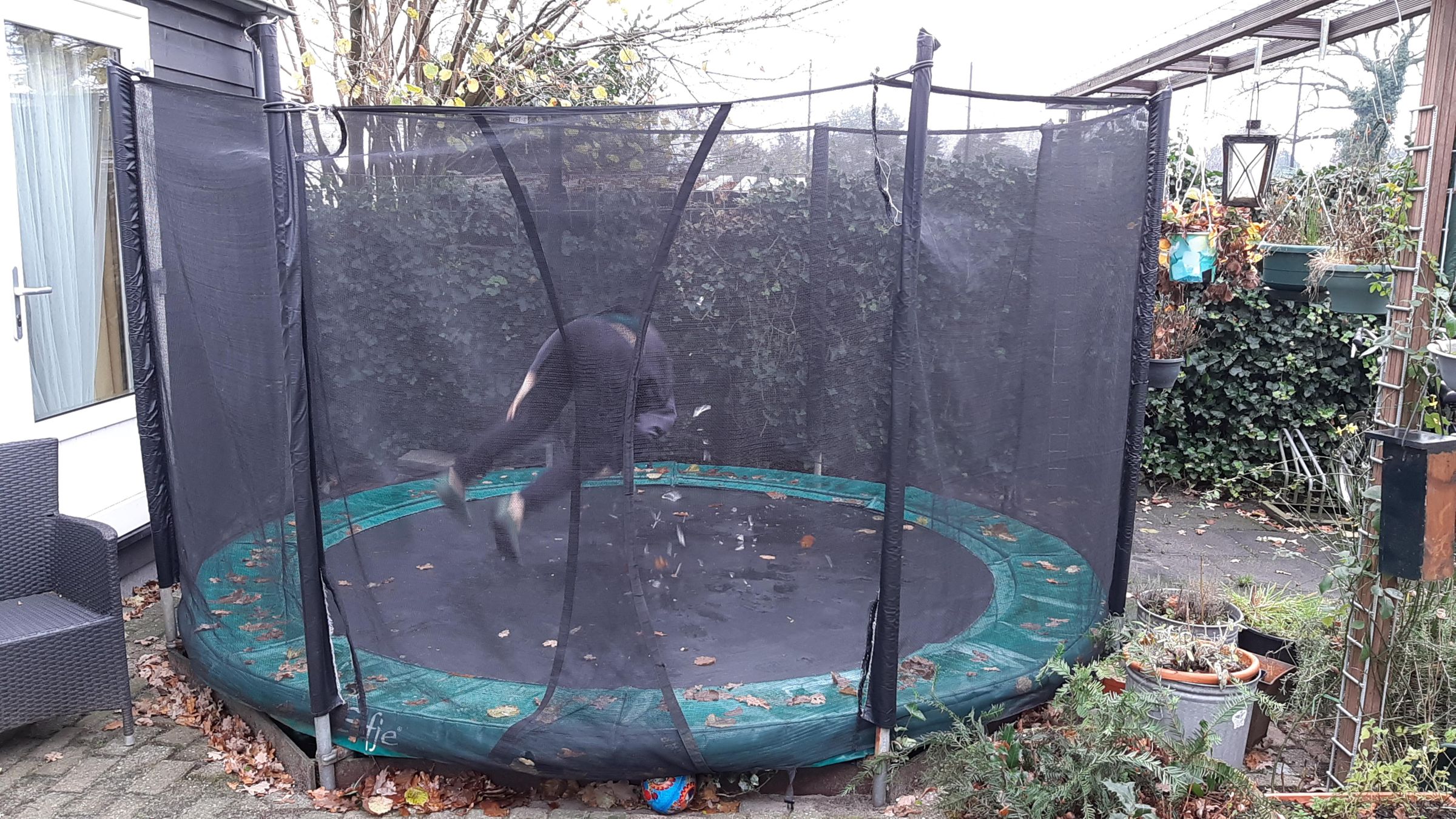 How to Do a Backflip : 7 Steps - Instructables