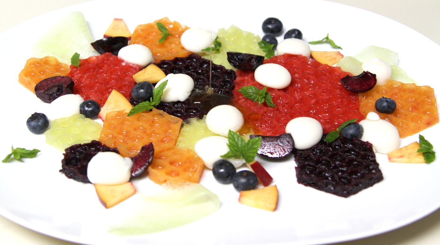 Honeycomb Fruit Gel & Yogurt Spheres : 4 Steps (with Pictures ...