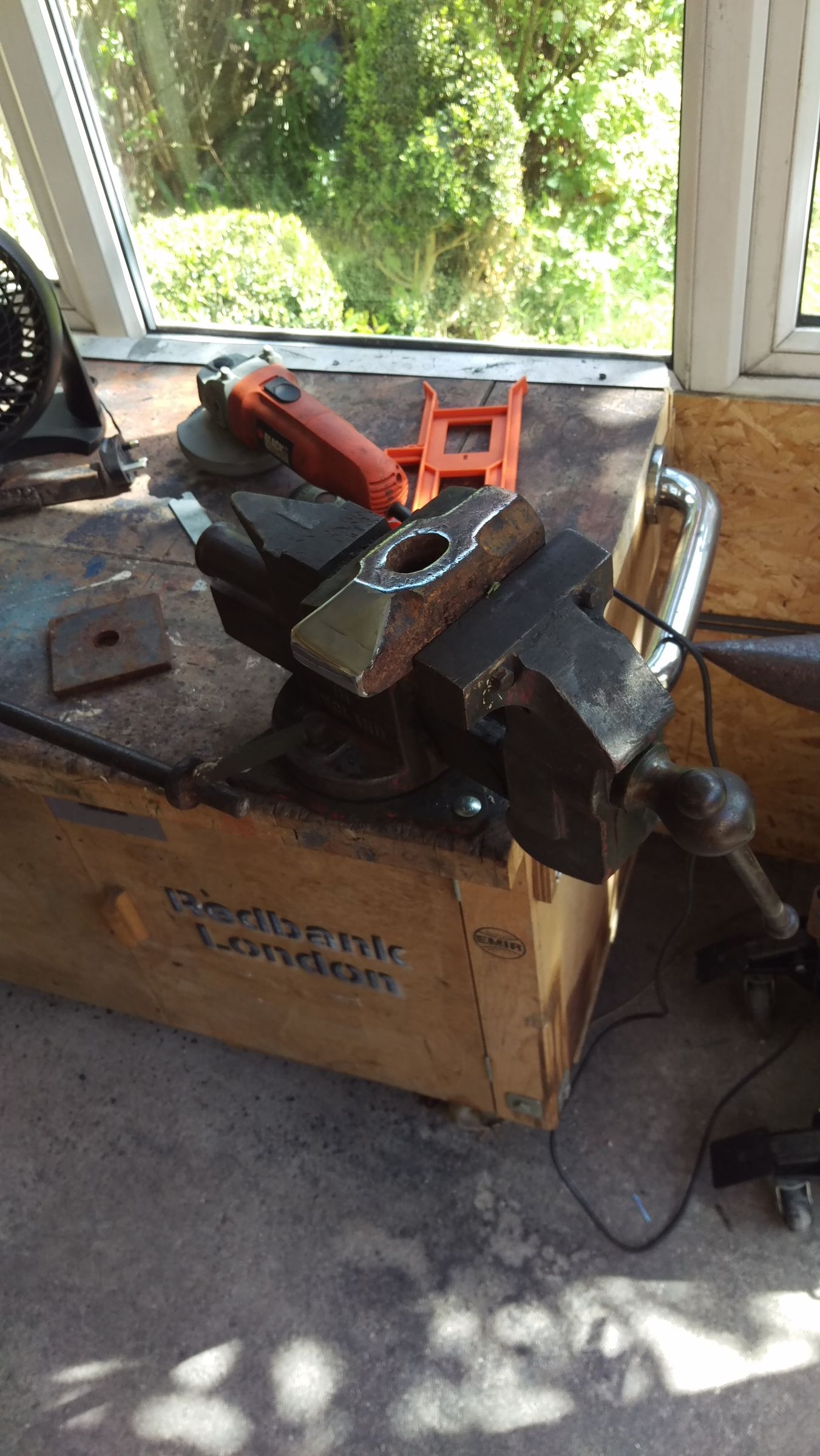 Adapt a Sledgehammer Head to Make a Big Boy Blacksmith Hammer. : 6 ...