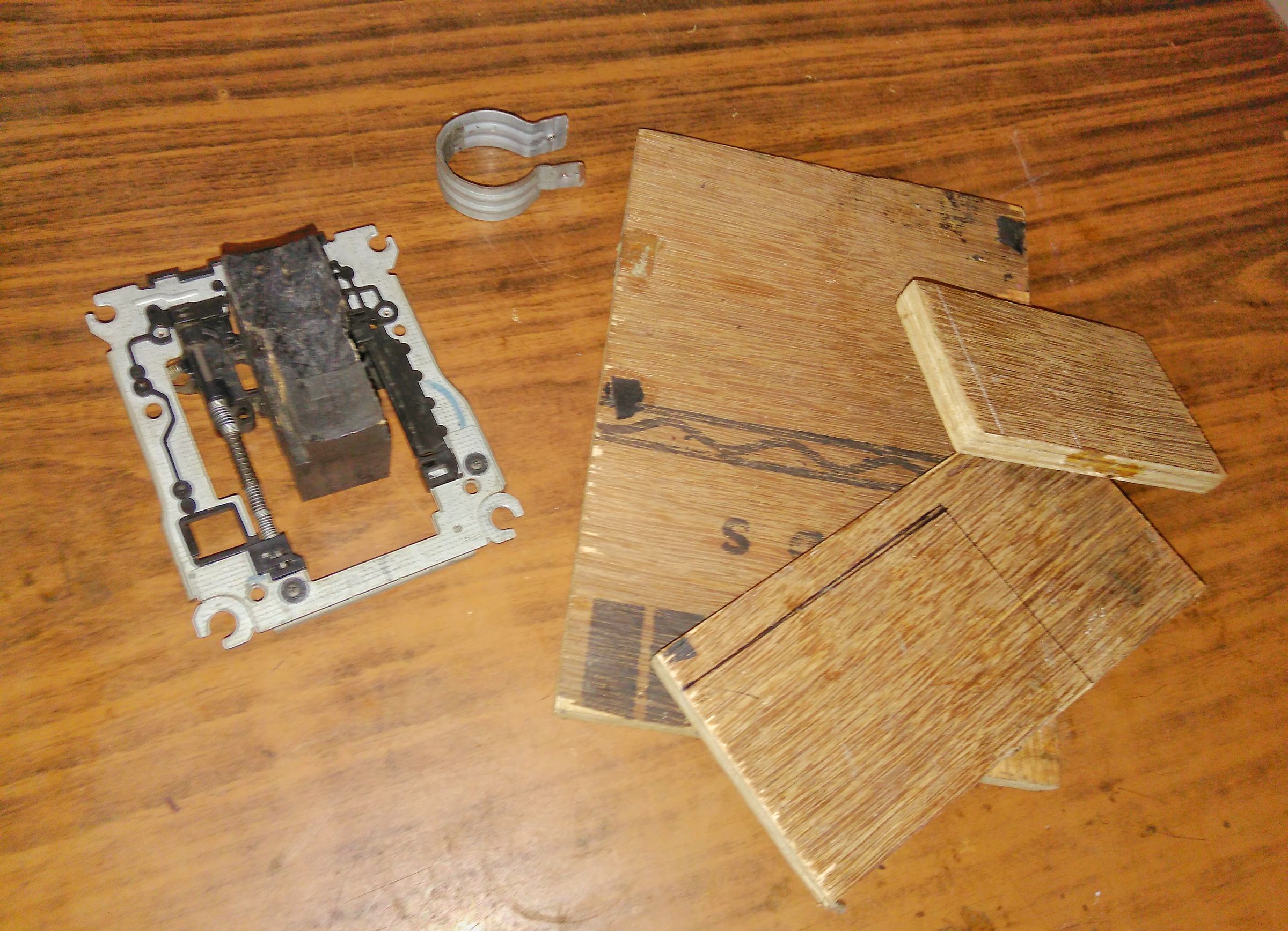 DIY PCB Drill Press Machine : 7 Steps - Instructables