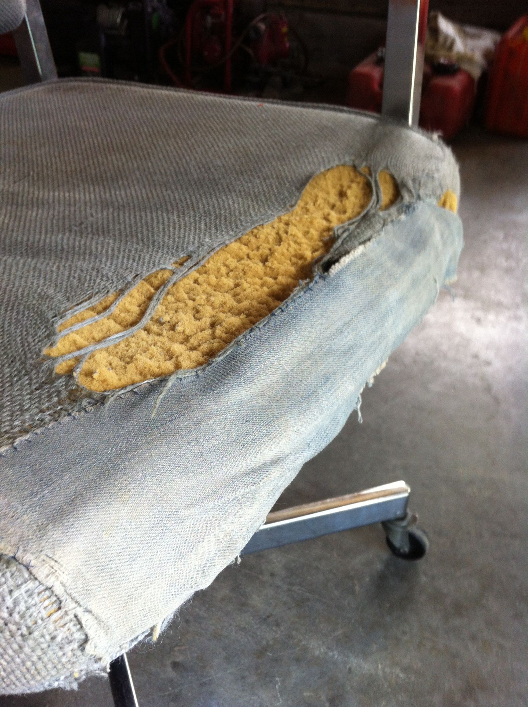 Restoring an Old Computer Chair : 4 Steps - Instructables