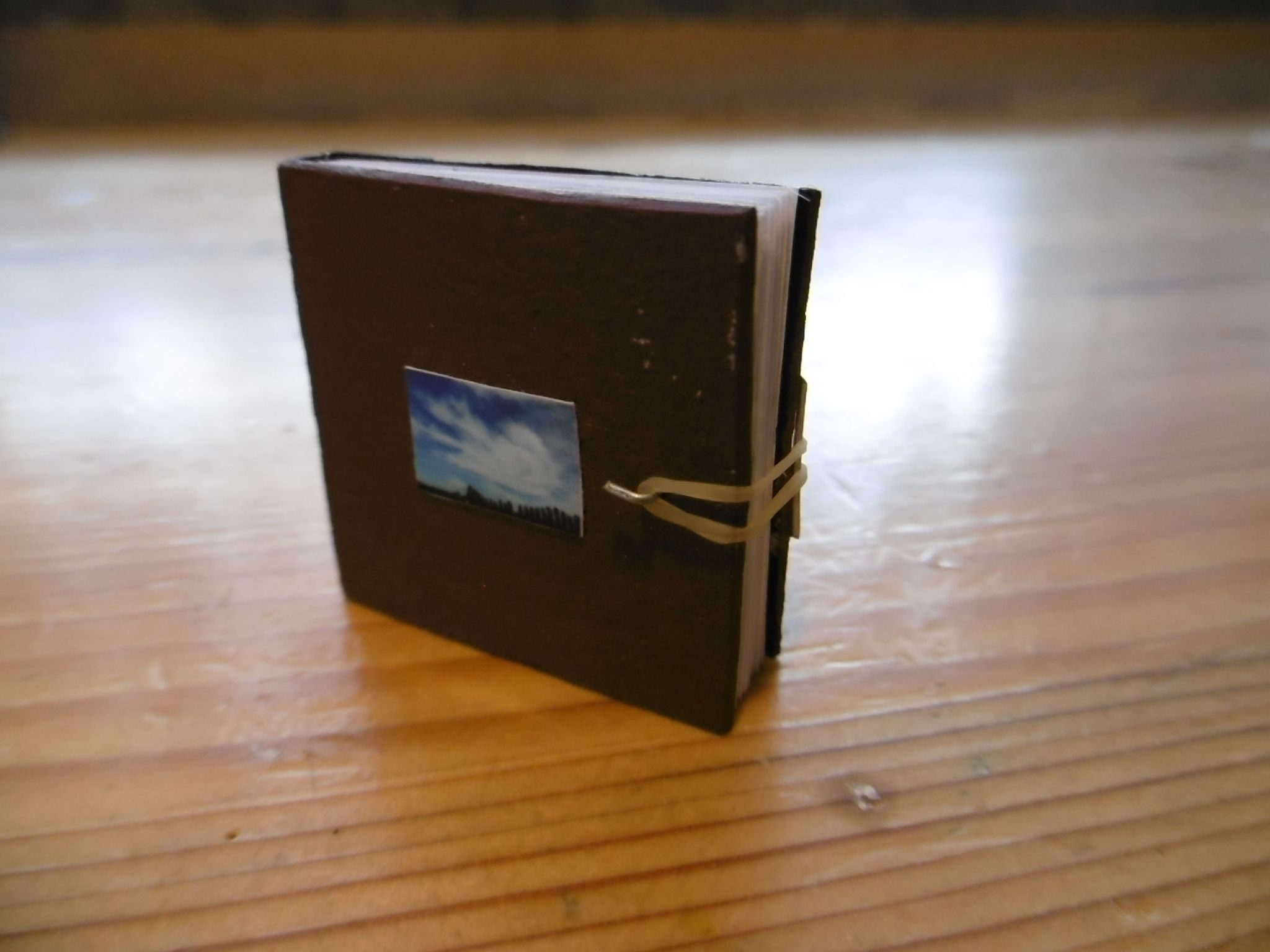 Tiny Photo Album : 5 Steps (with Pictures) - Instructables