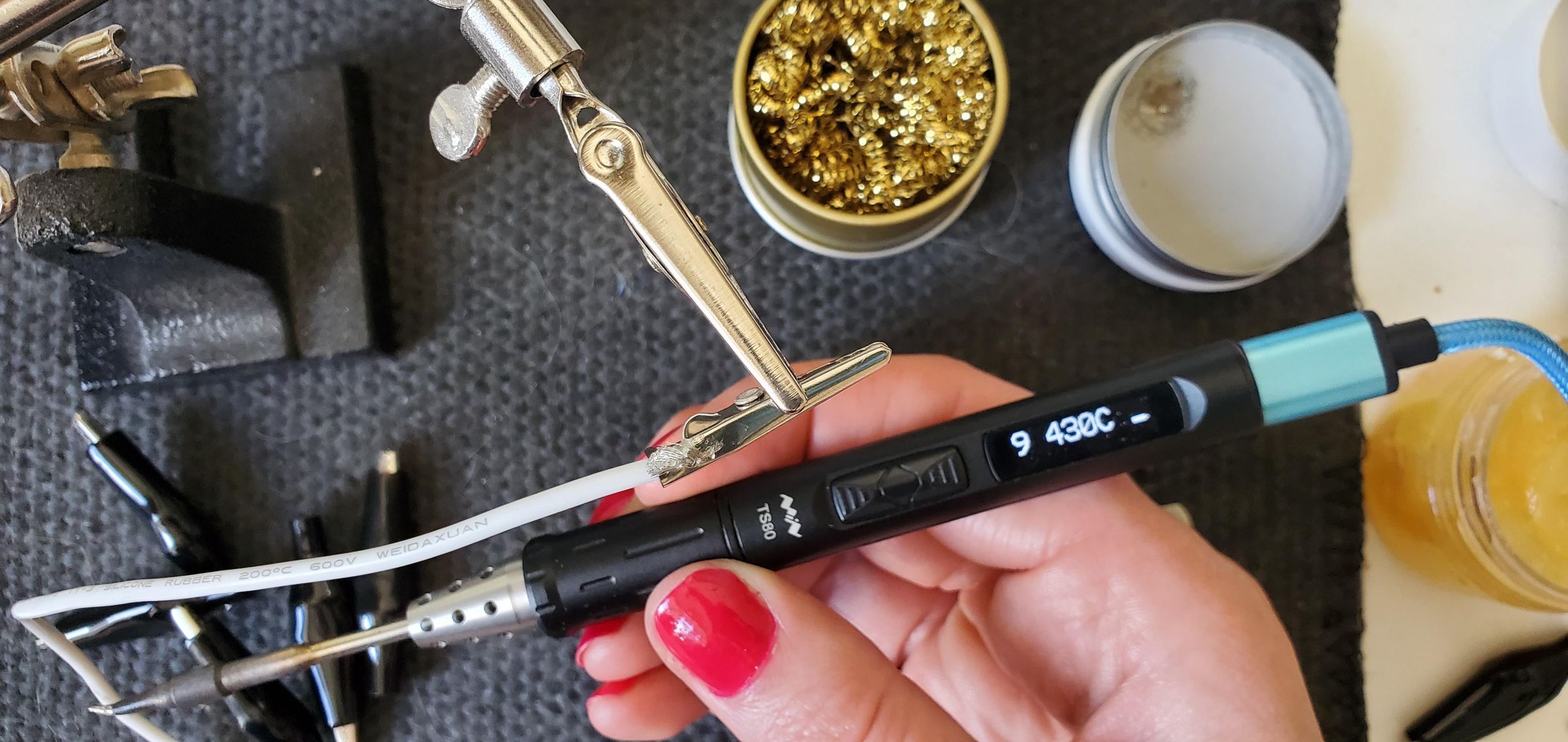 Croc-a-licious! Make Your Own Connectors: Crocodile Clips, Ring ...