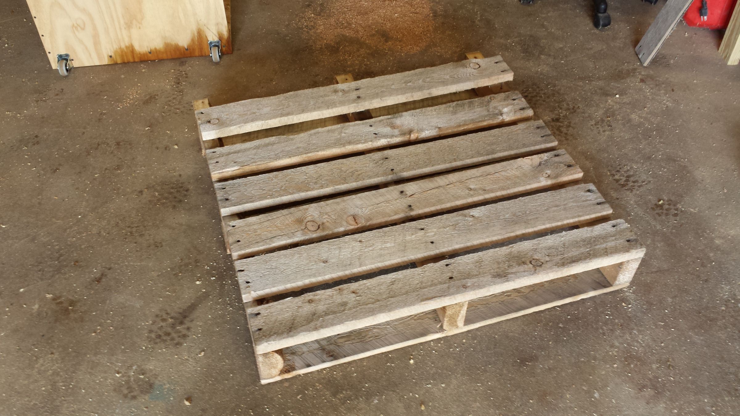Pallet Companion Cube Container : 9 Steps (with Pictures) - Instructables