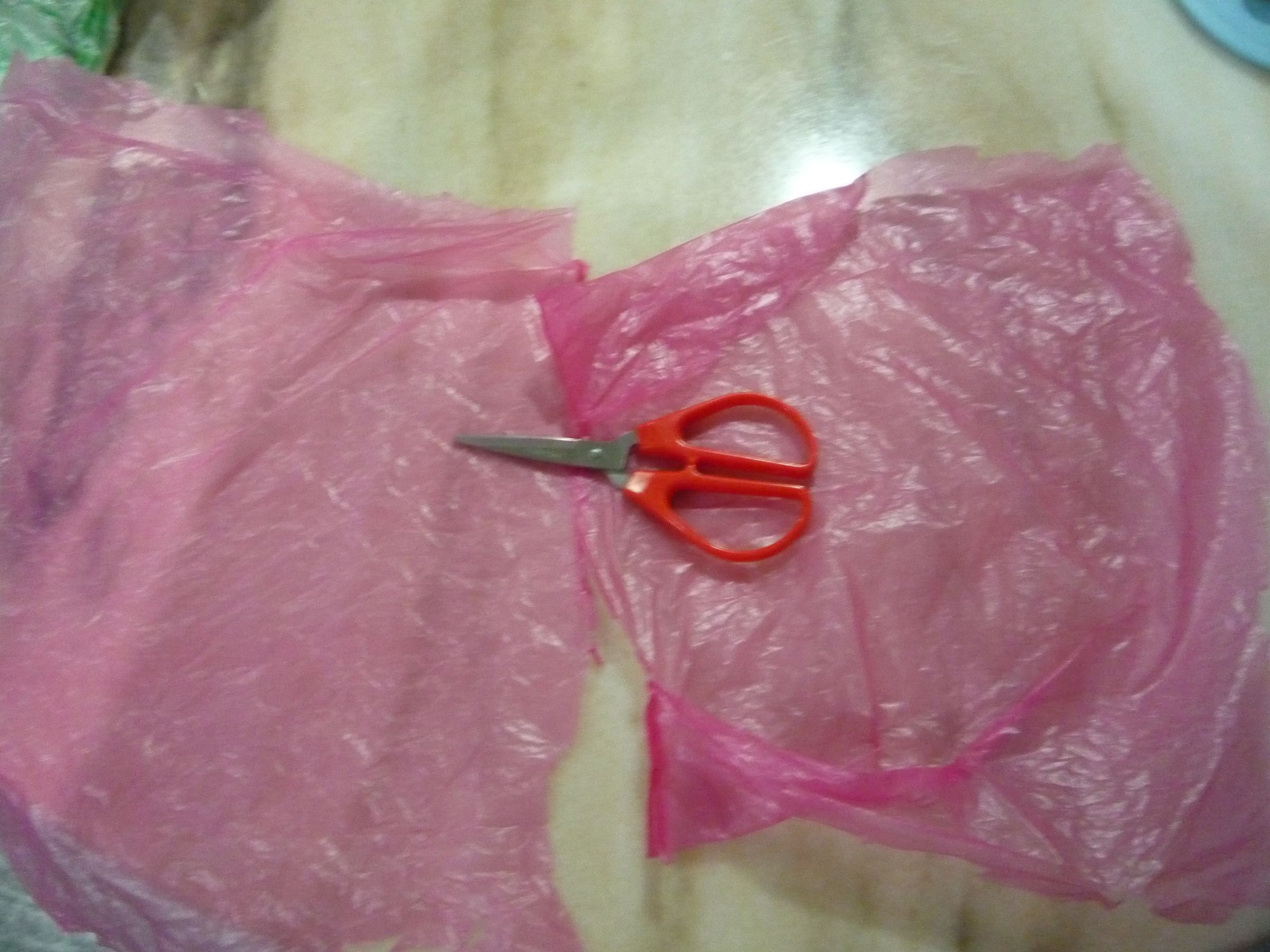 How to Make an Easy Parachute : 8 Steps - Instructables