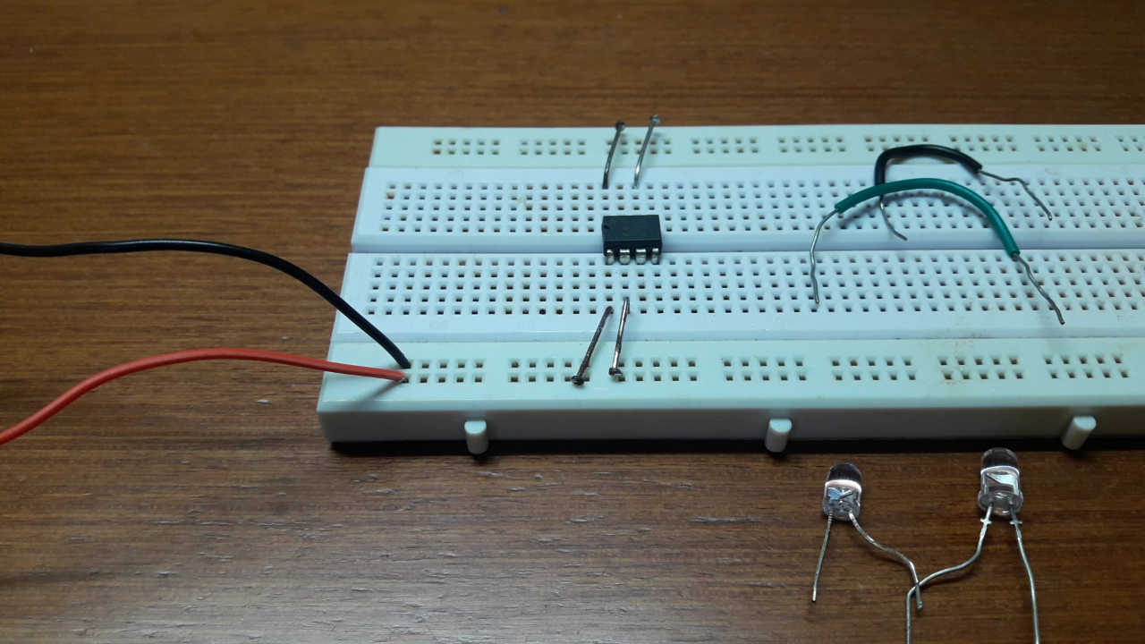 How to Make a "Touch Sensor" Using 555 Timer IC on Breadboard. : 4 ...