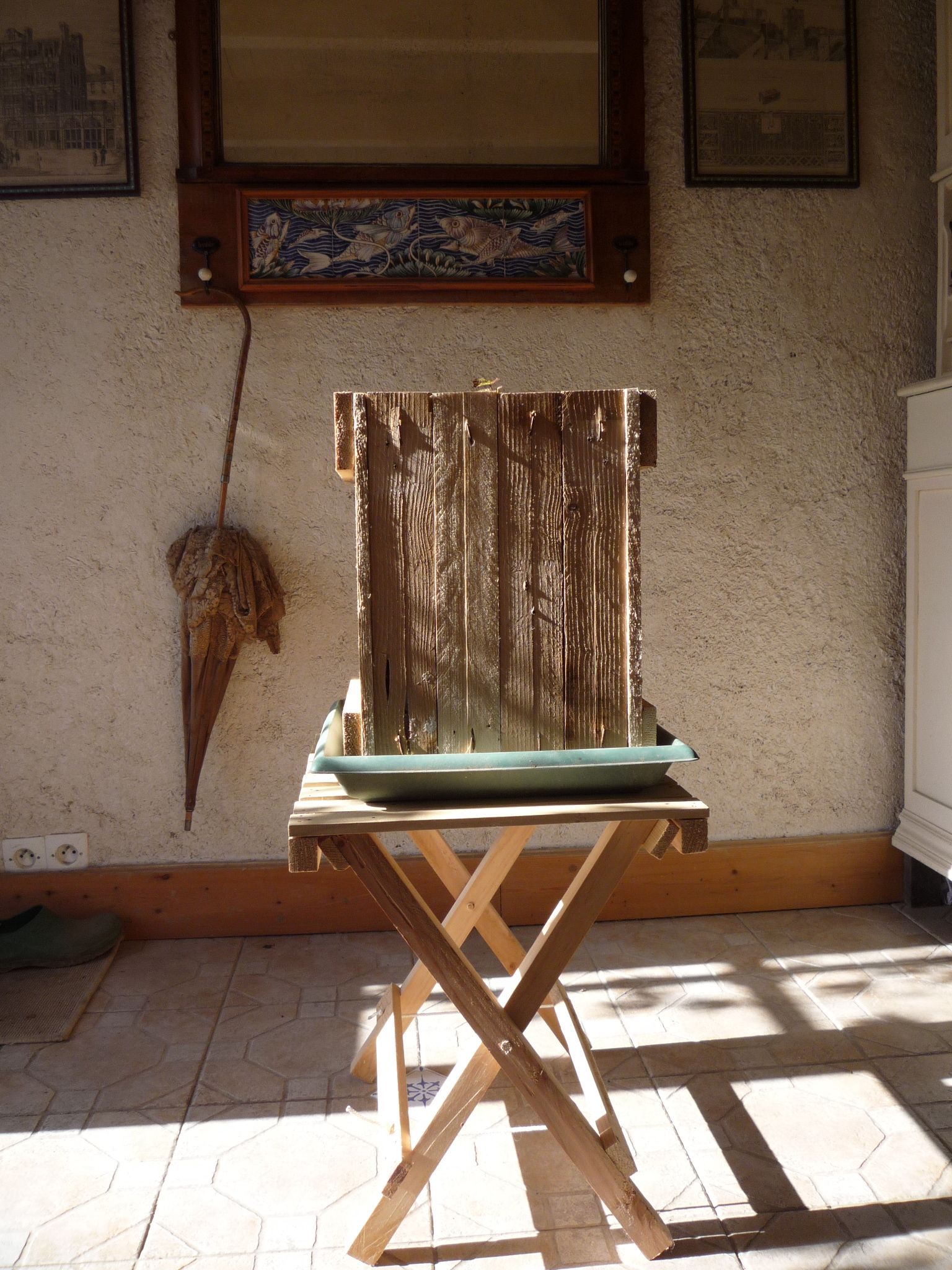 Pallet Wood Planter With Drop-down Sides. Suitable for Transplanting ...