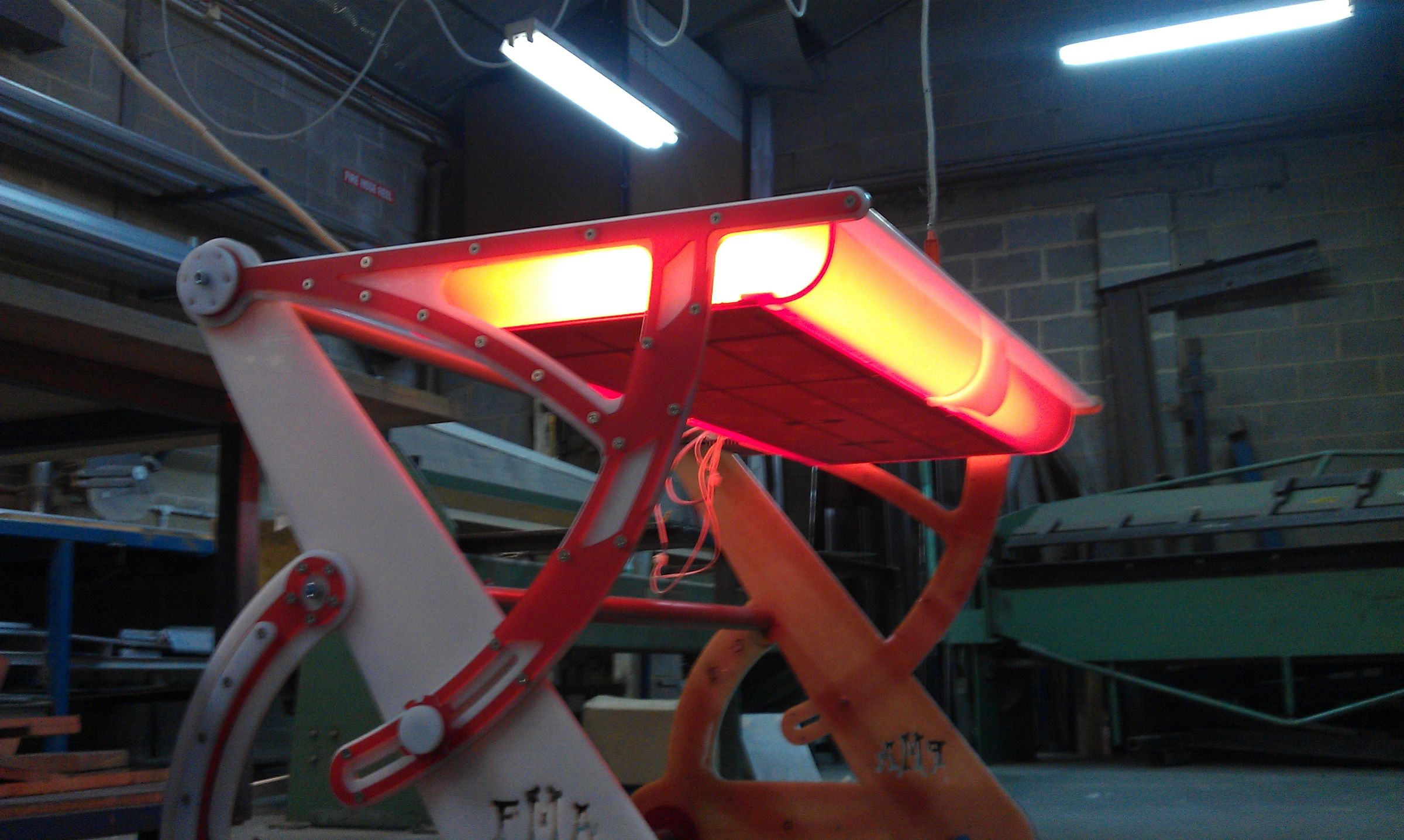 Light Desk : 9 Steps (with Pictures) - Instructables