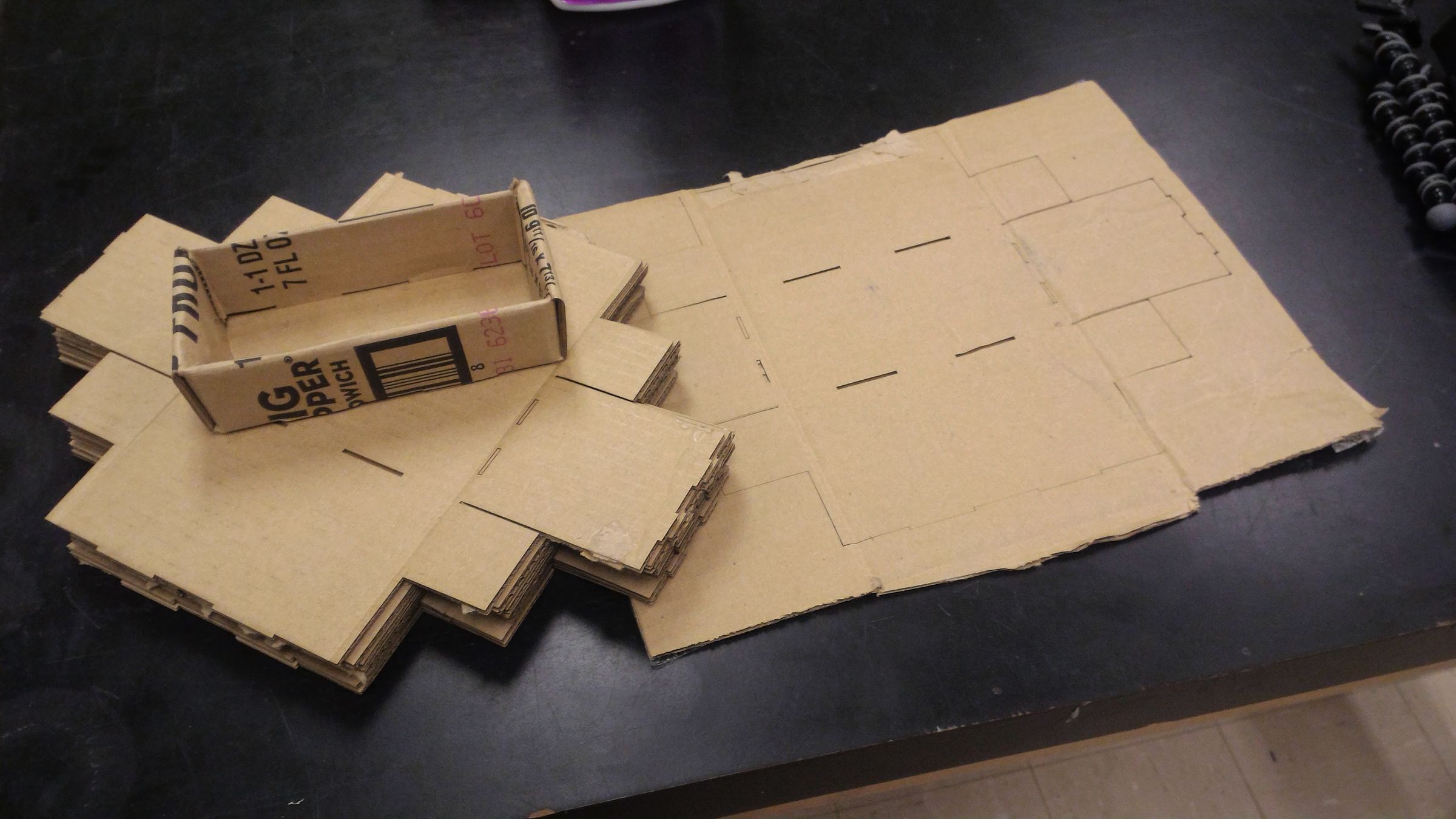 Recycle Your Own Cardboard Box : 5 Steps (with Pictures) - Instructables