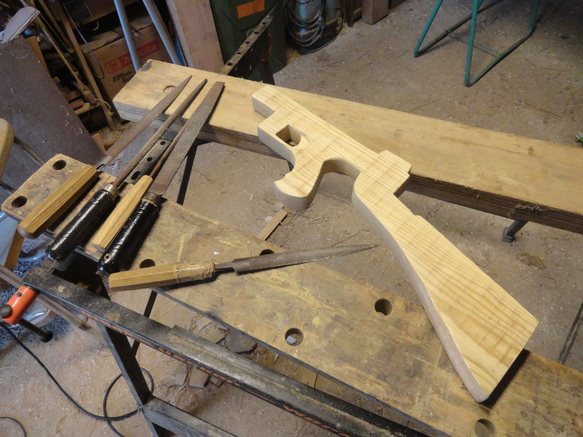 Wood Tommy Gun Replica : 25 Steps - Instructables