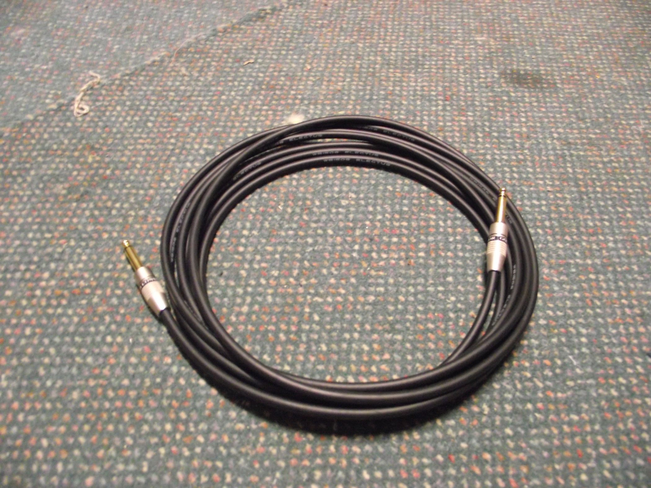 How to Make a Guitar Lead : 8 Steps - Instructables