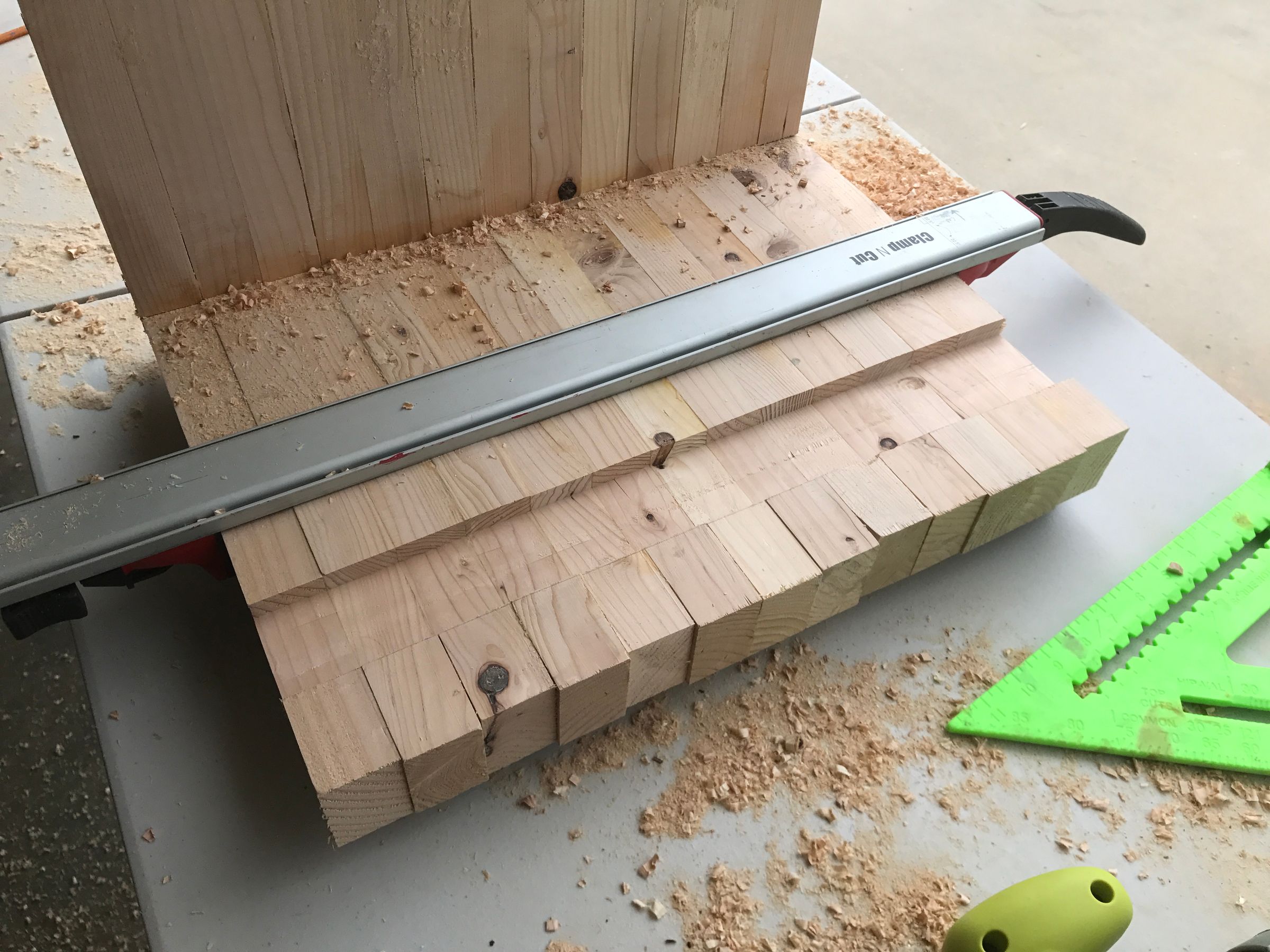 Modern Box-Joint Coffee Table : 16 Steps (with Pictures) - Instructables