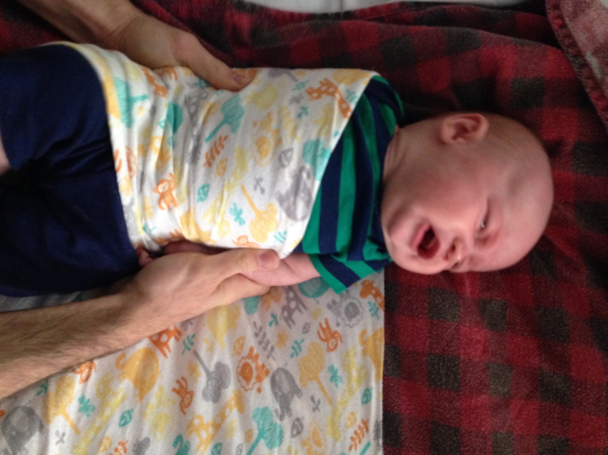 The Burrito Swaddle : 6 Steps (with Pictures) - Instructables