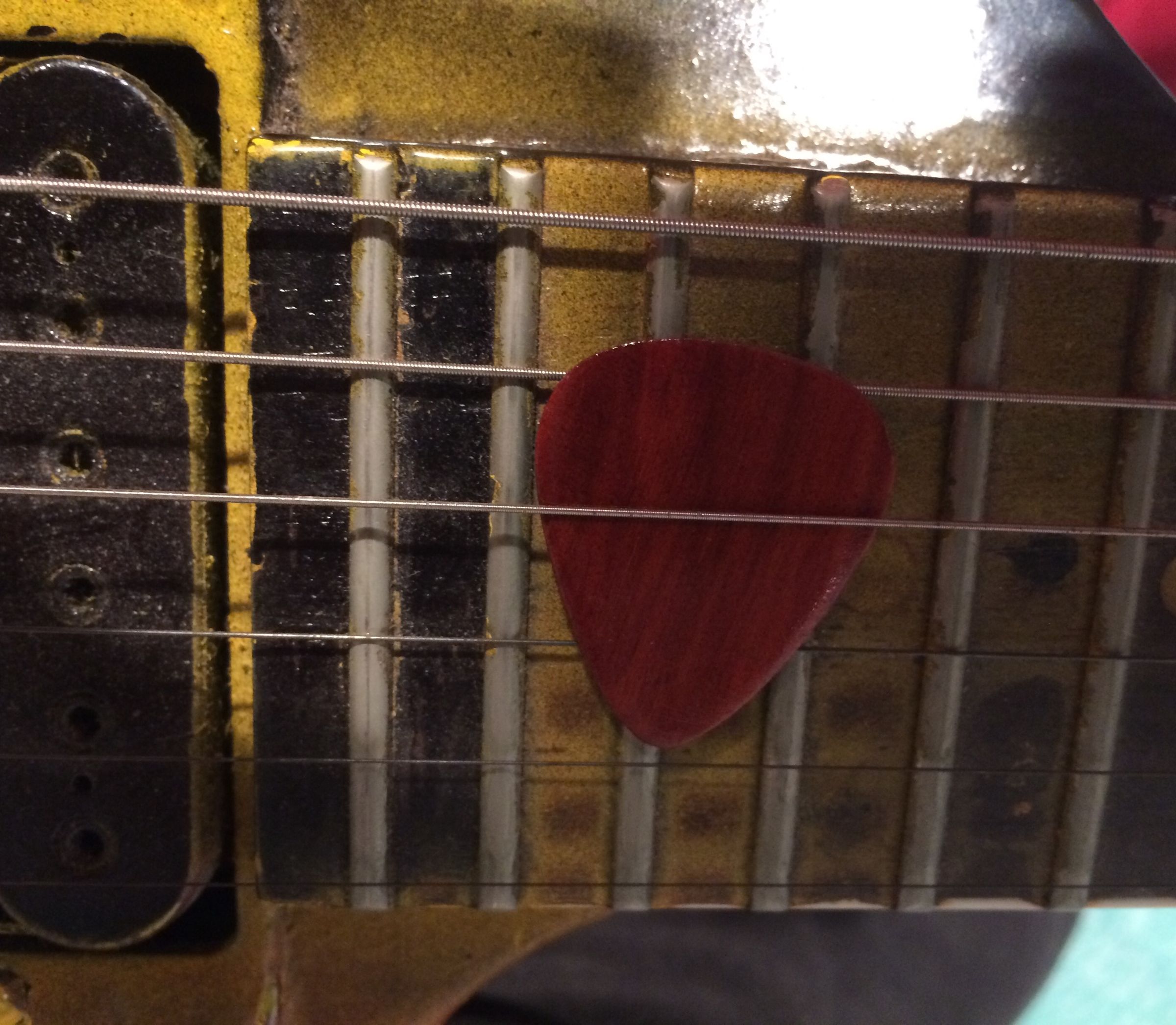 Wooden Guitar Picks : 6 Steps (with Pictures) - Instructables