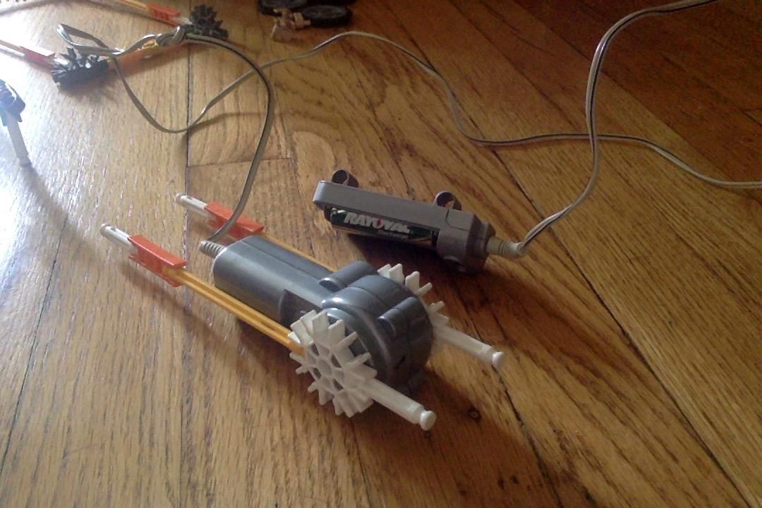 How to Build a Motorized K'nex Car (K-72) : 5 Steps - Instructables