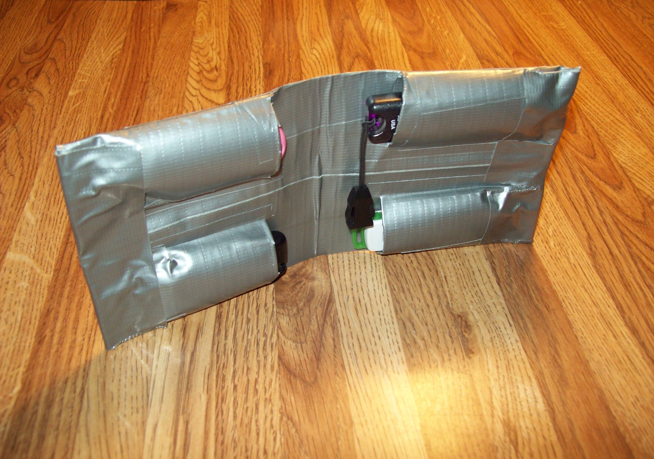 Duct Tape Usb Stick/thumb Drive Holder/wallet : 4 Steps (with Pictures ...