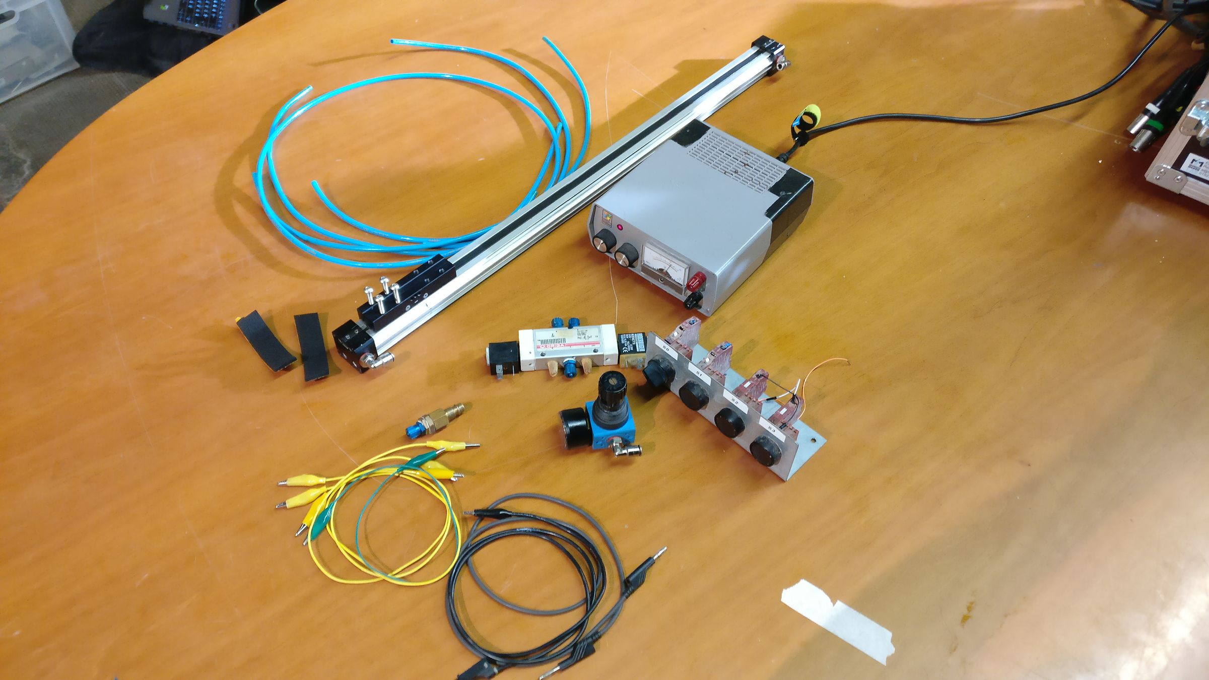 Pneumatic Camera Slider : 9 Steps (with Pictures) - Instructables