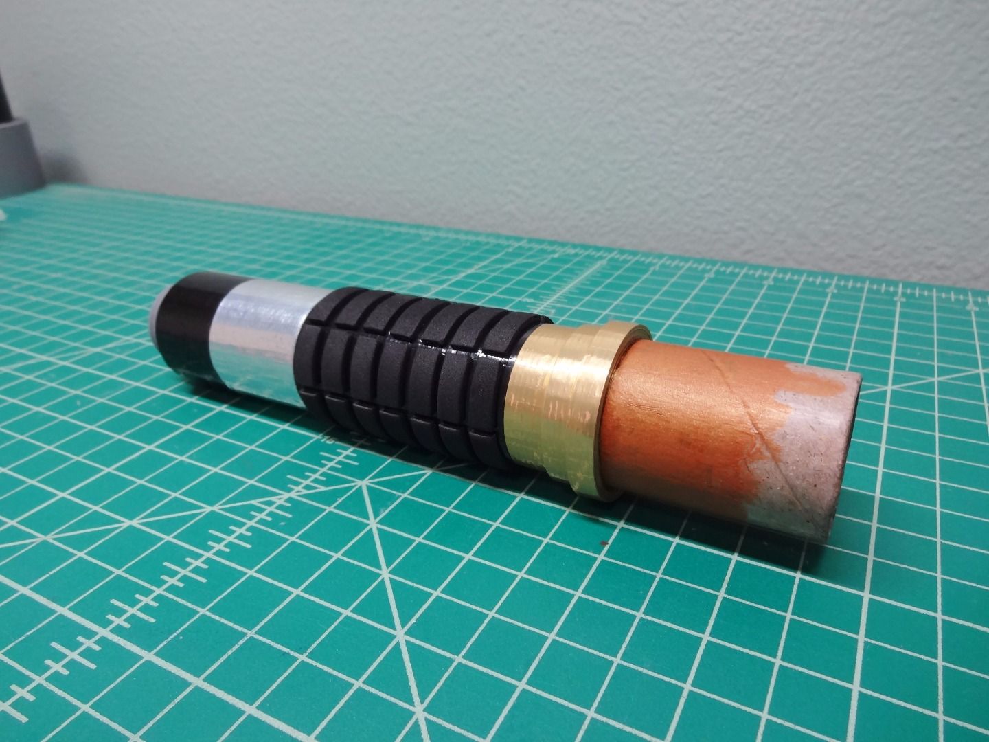 Easy $5 Lightsabers : 18 Steps (with Pictures) - Instructables