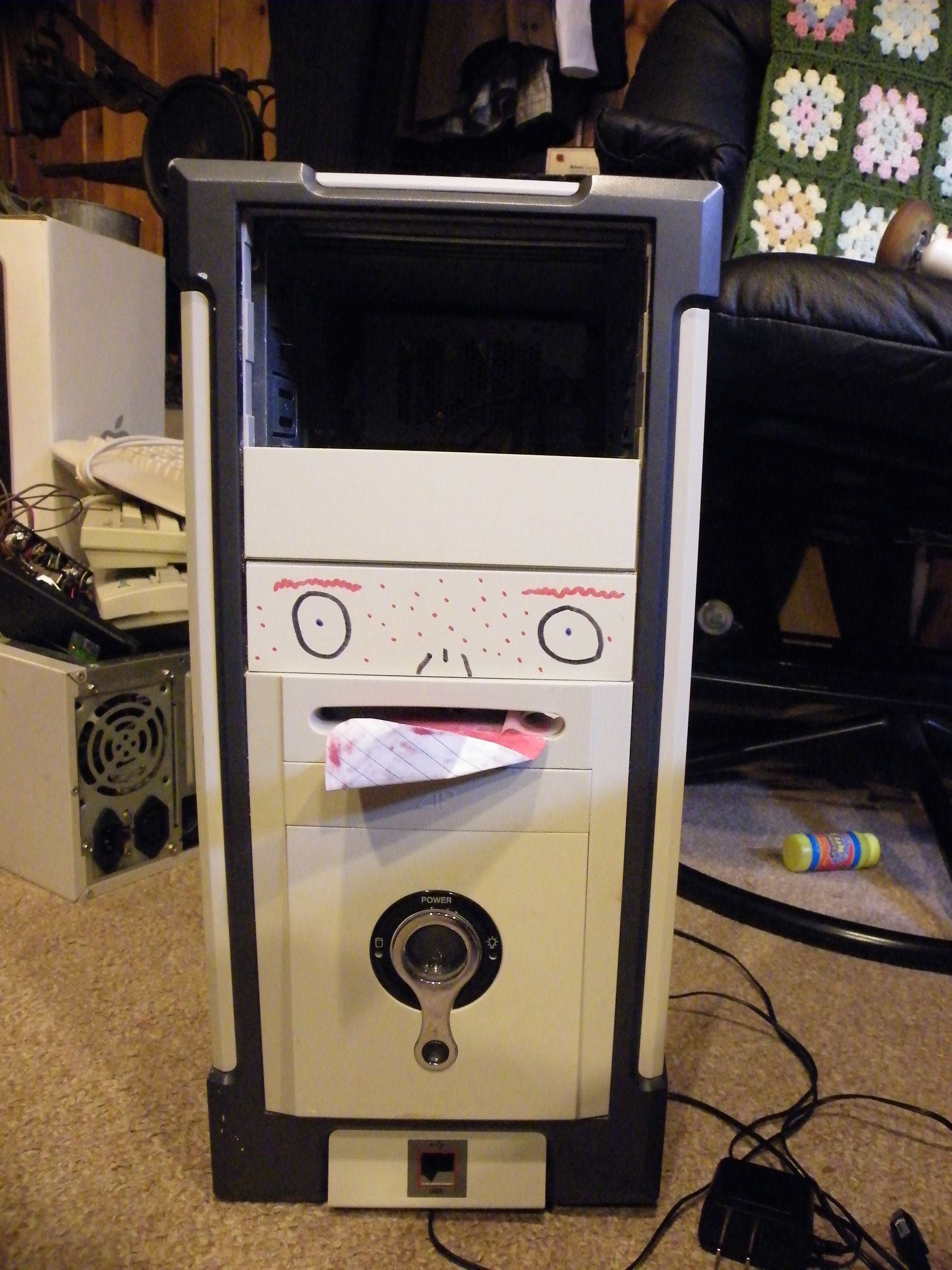 Awesome Hard Drive Tower : 5 Steps - Instructables