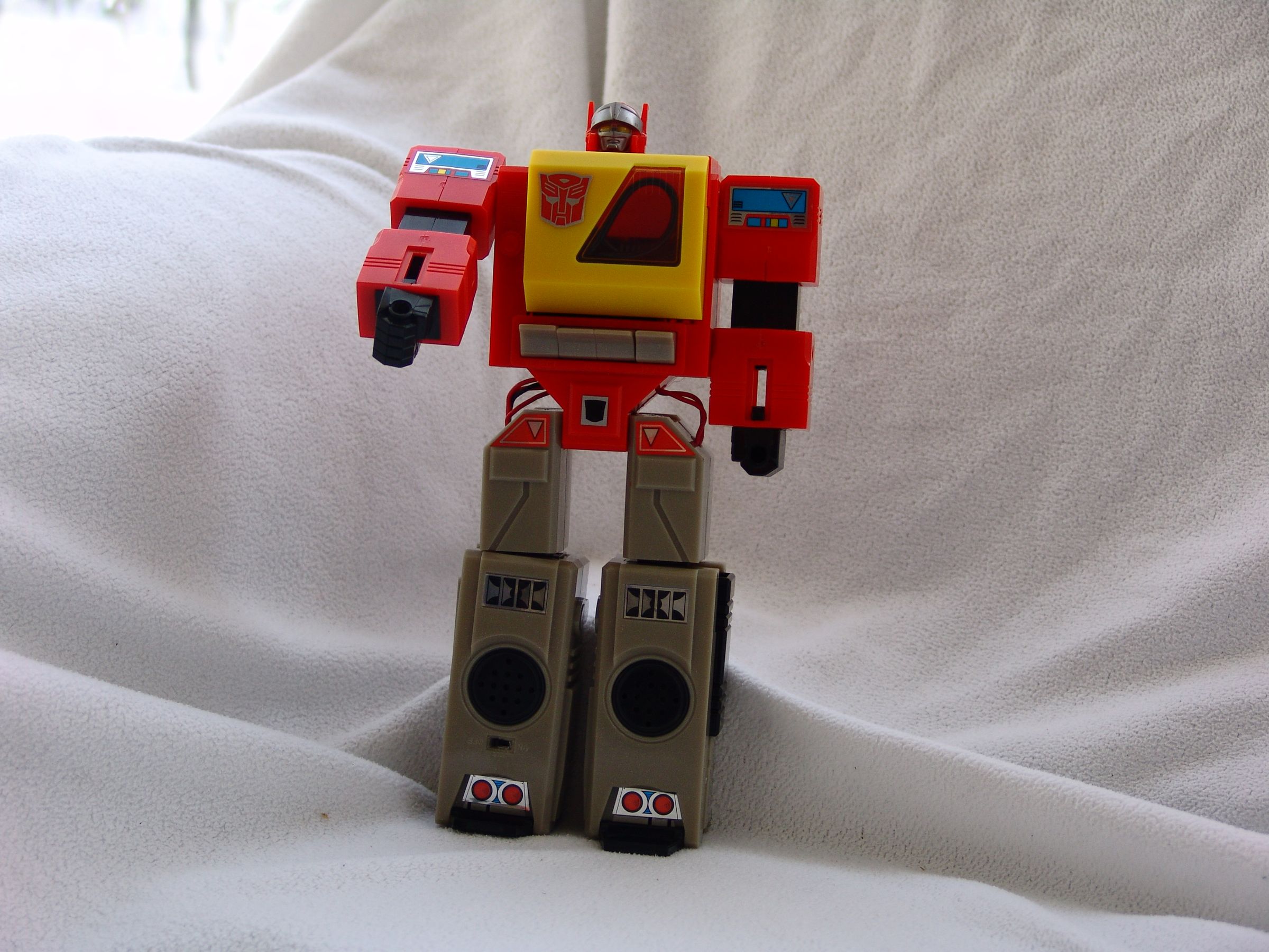 Transformer Boom Box : 7 Steps (with Pictures) - Instructables