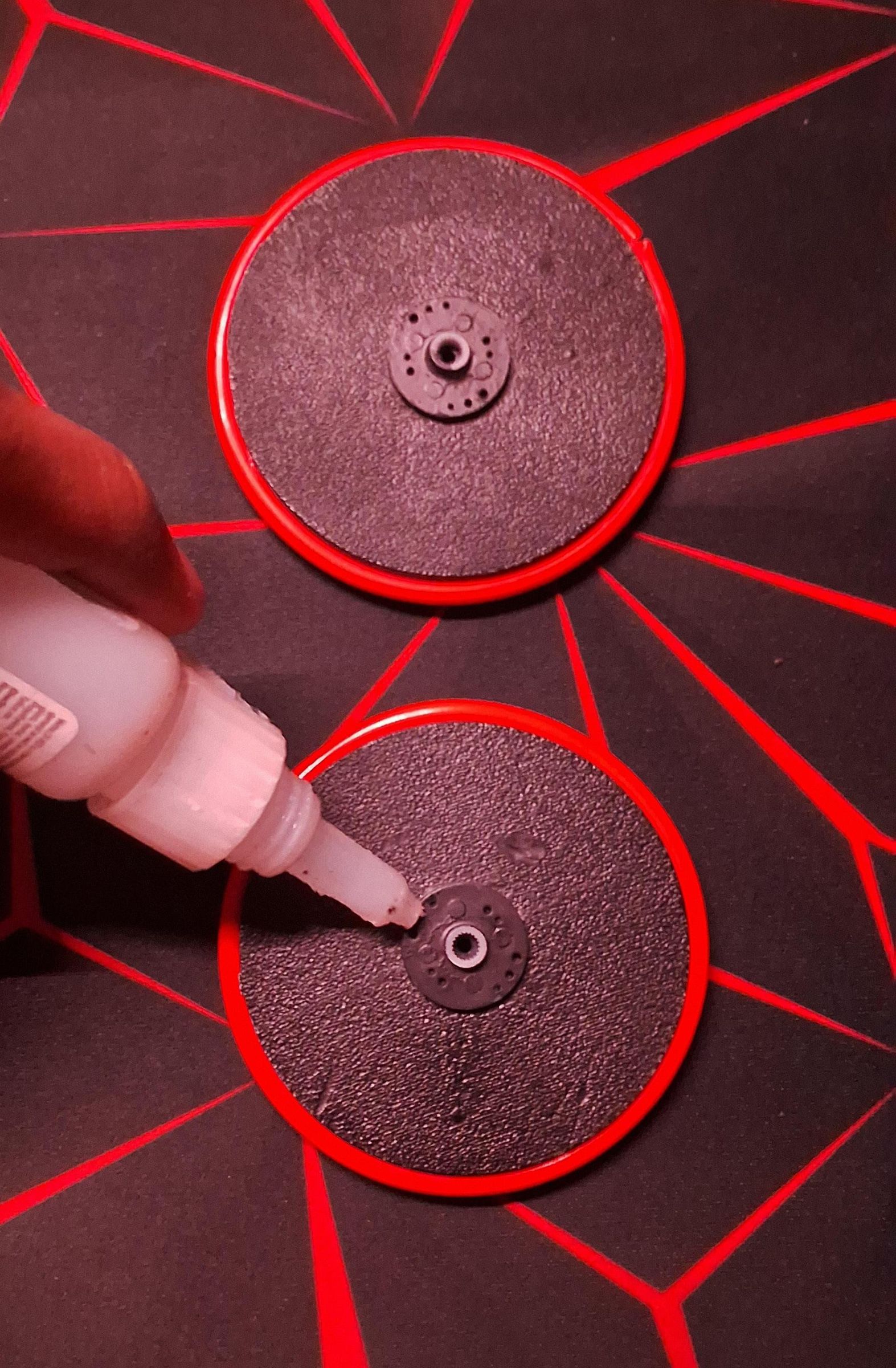 How to Build a Cute Desktop Companion Robot (That Moves, Blinks & Talks ...