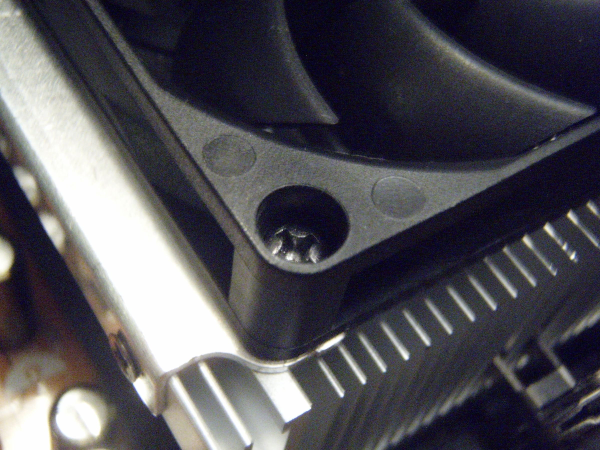 How to Disassemble a Computer : 16 Steps (with Pictures) - Instructables