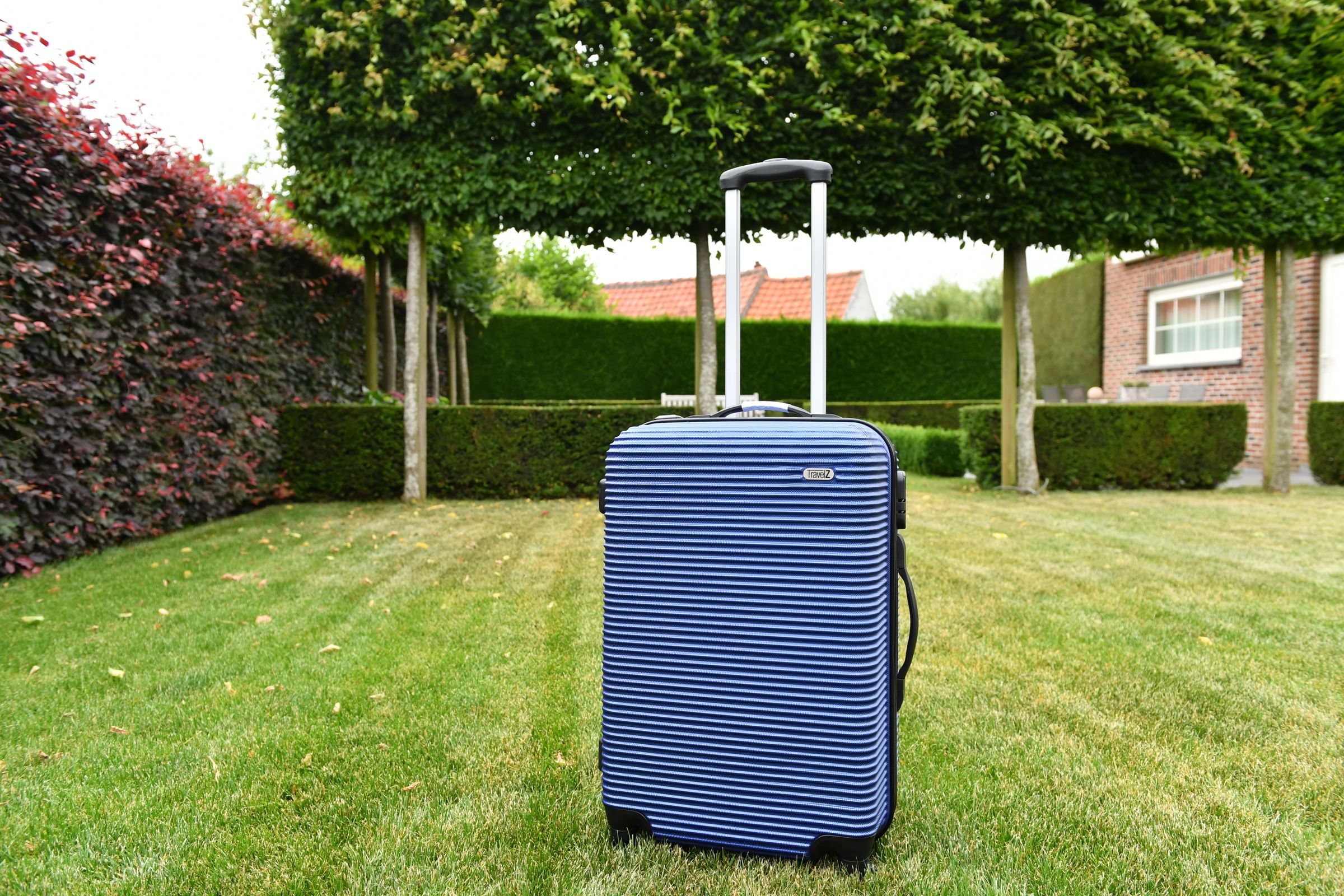 How to Make a Smart Suitcase With a Raspberry Pi : 4 Steps - Instructables