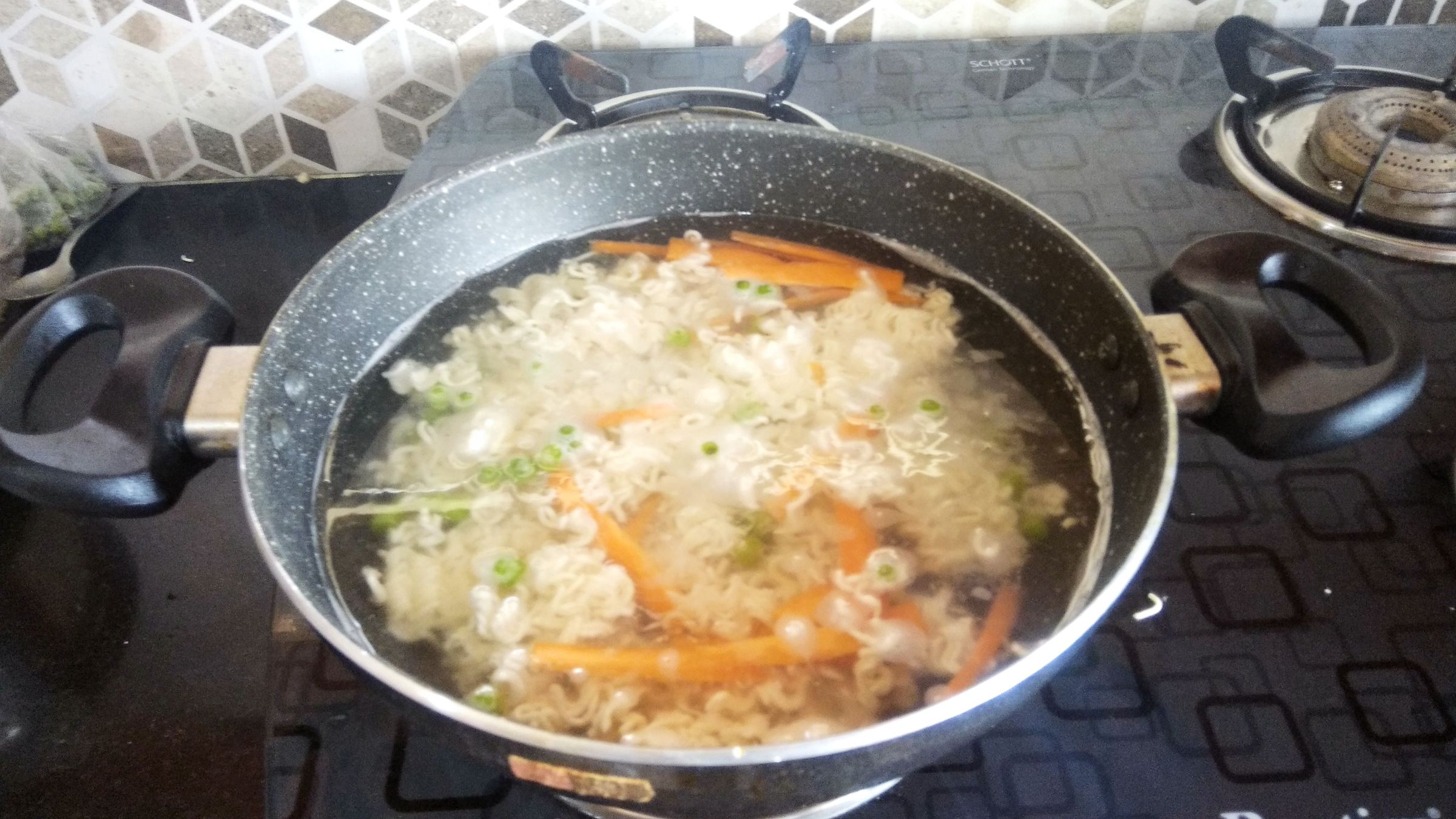 Fried Maggie : 5 Steps - Instructables