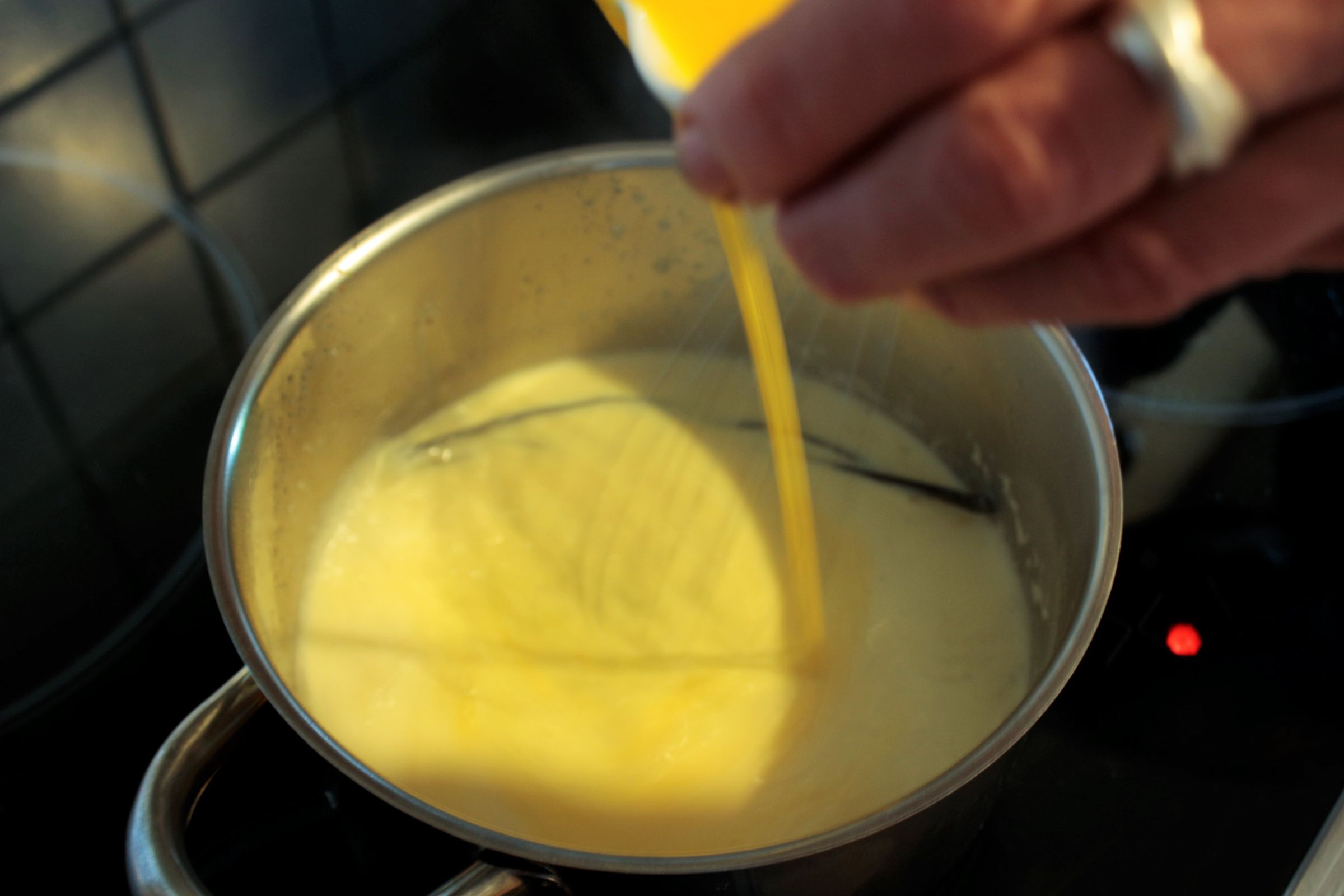 Choco Shock Cake : 7 Steps (with Pictures) - Instructables