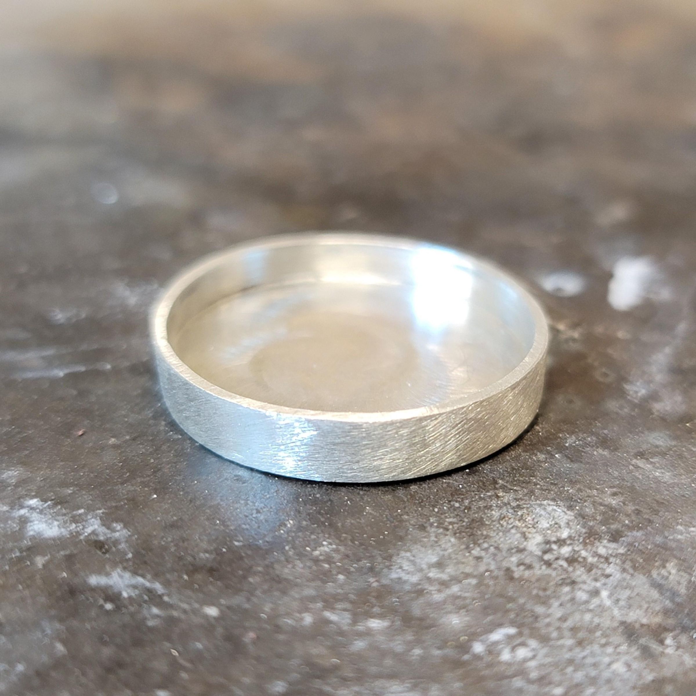 Secret Compartment Ring : 6 Steps (with Pictures) - Instructables