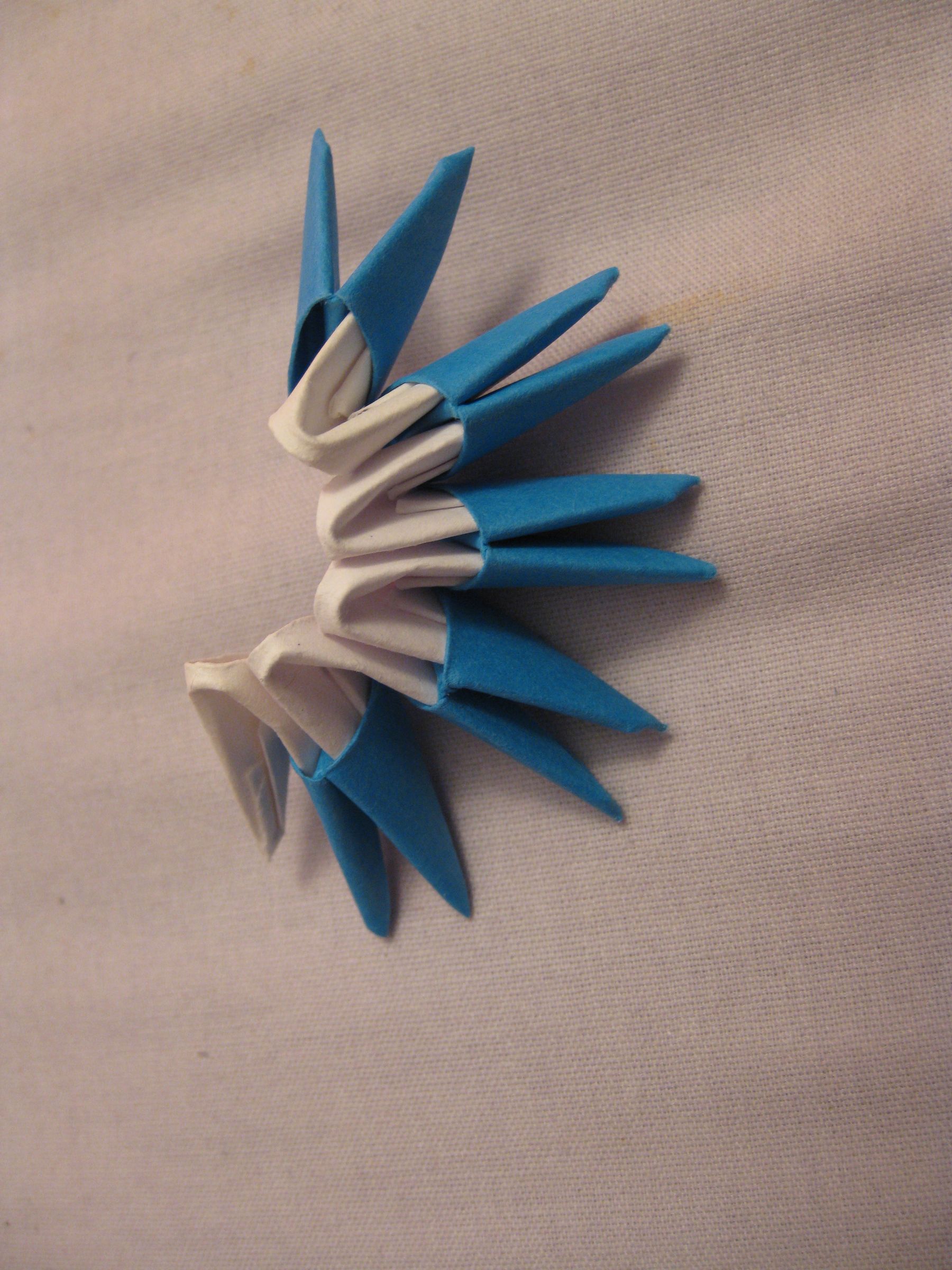 Modular Origami Swan : 11 Steps (with Pictures) - Instructables