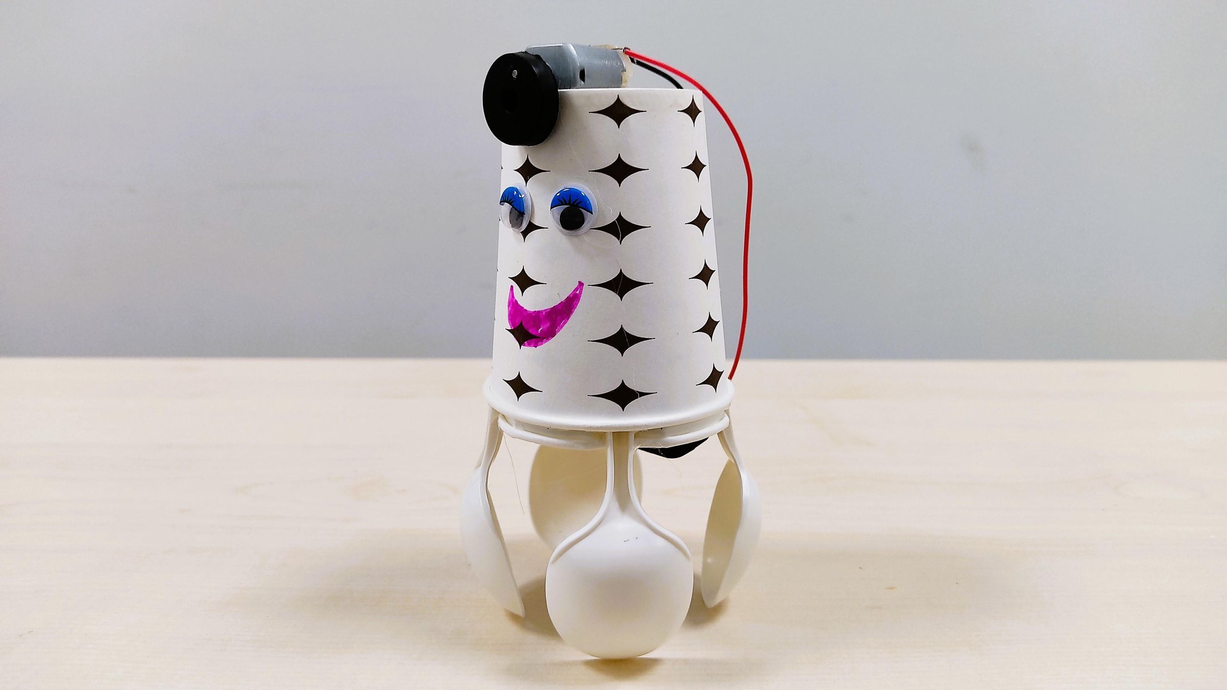 Robotics for School: Create Four Easy Robots Using Simple Materials ...