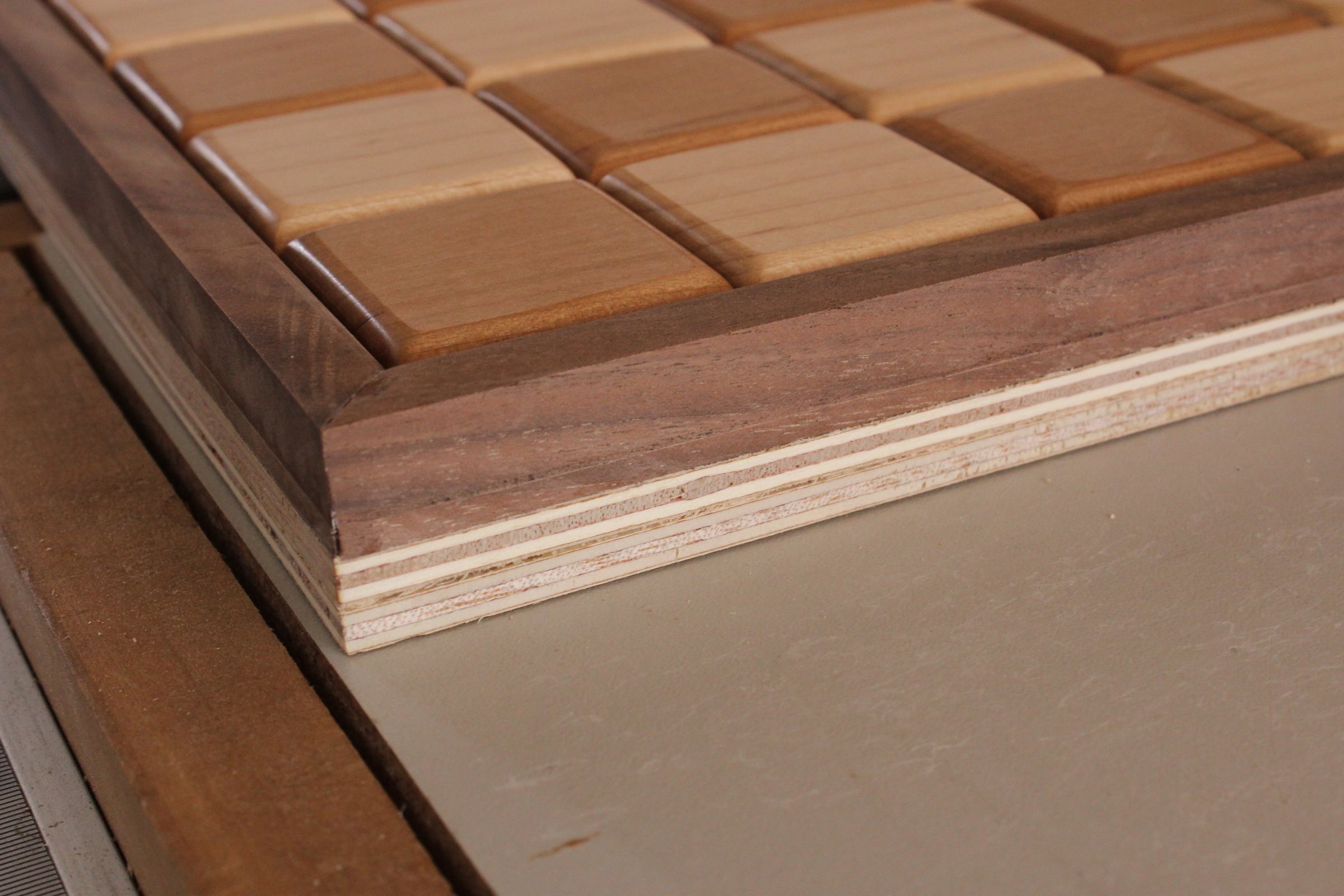 Solid Wood Intarsia Chess-board : 11 Steps (with Pictures) - Instructables