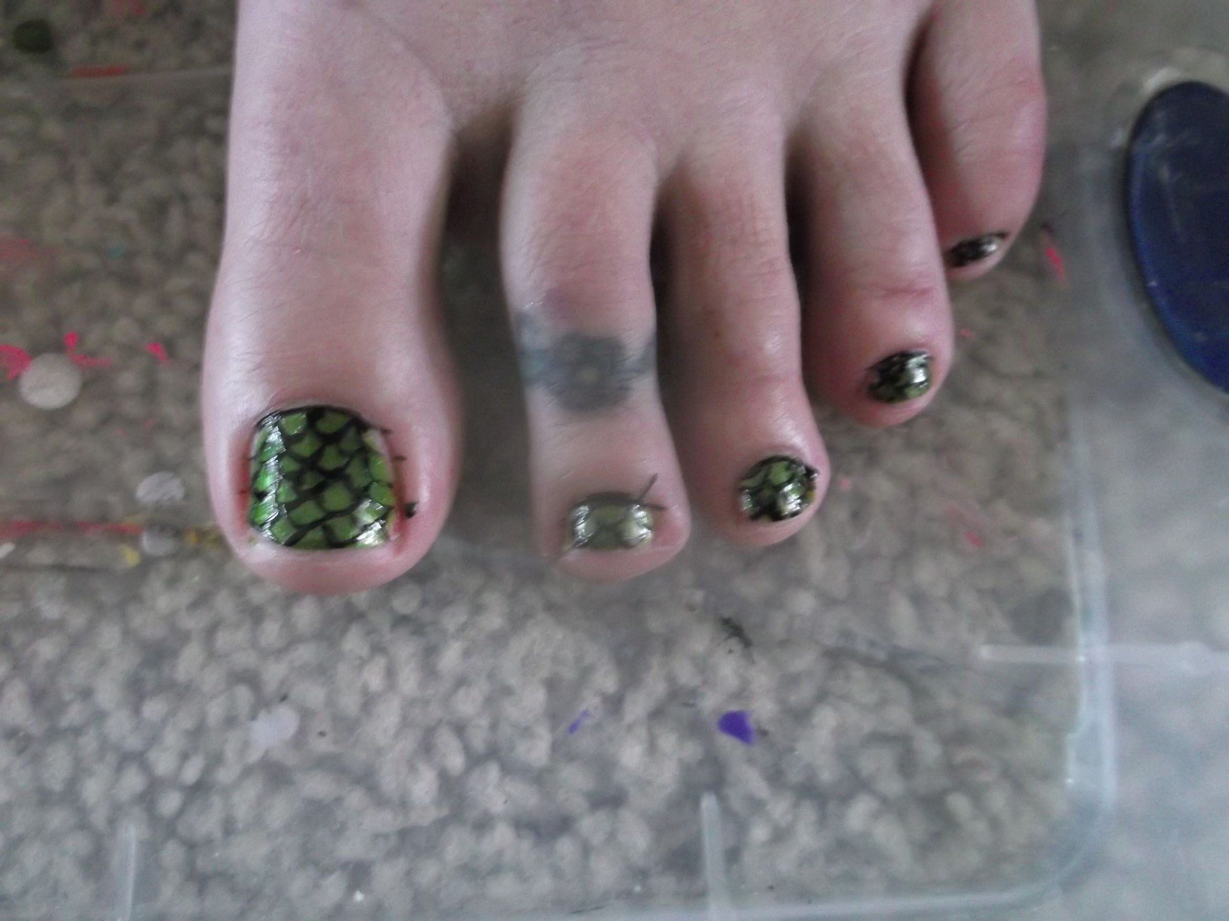 Scaly Nails : 3 Steps - Instructables