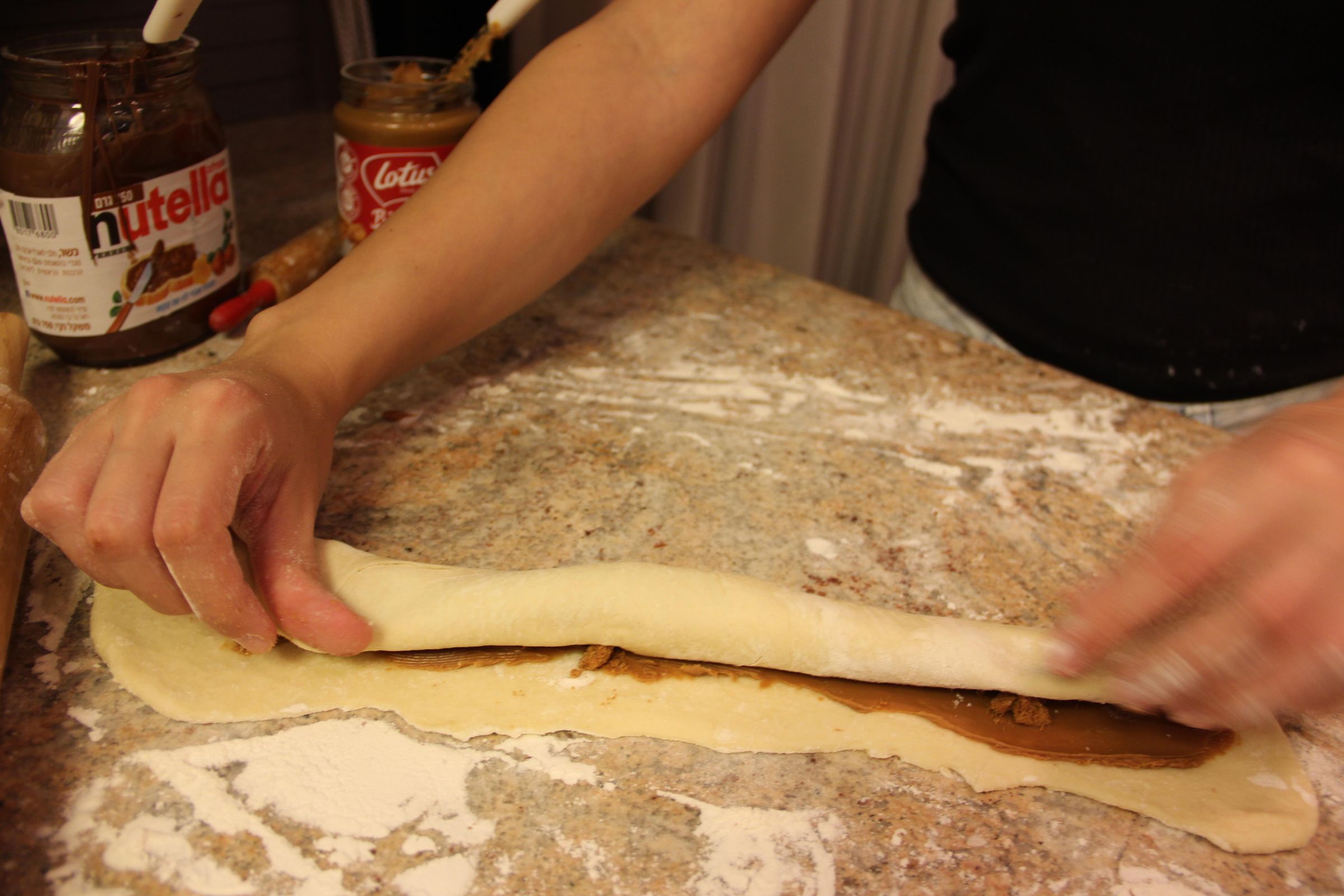 The Best Nutella and Lotus Rolls : 9 Steps (with Pictures) - Instructables