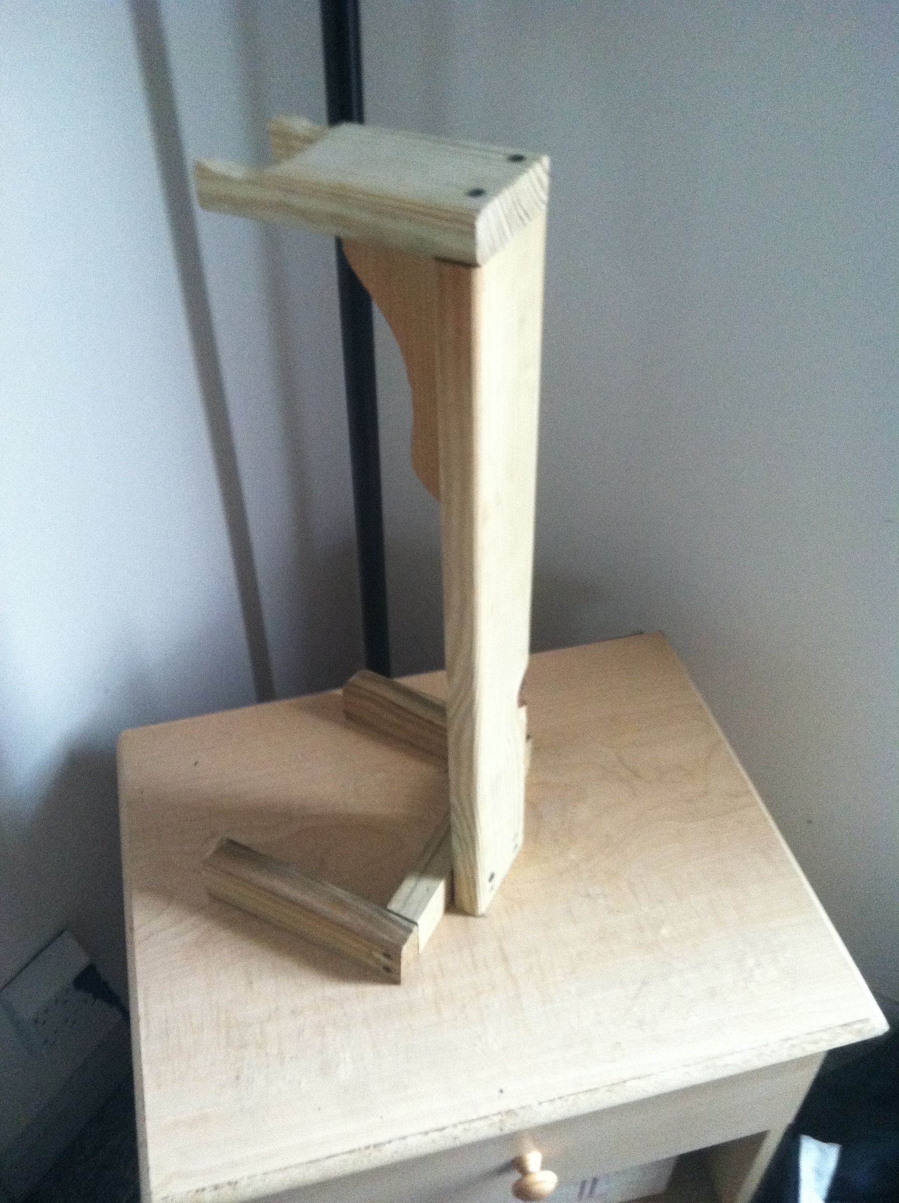 Ukulele Stand - Instructables