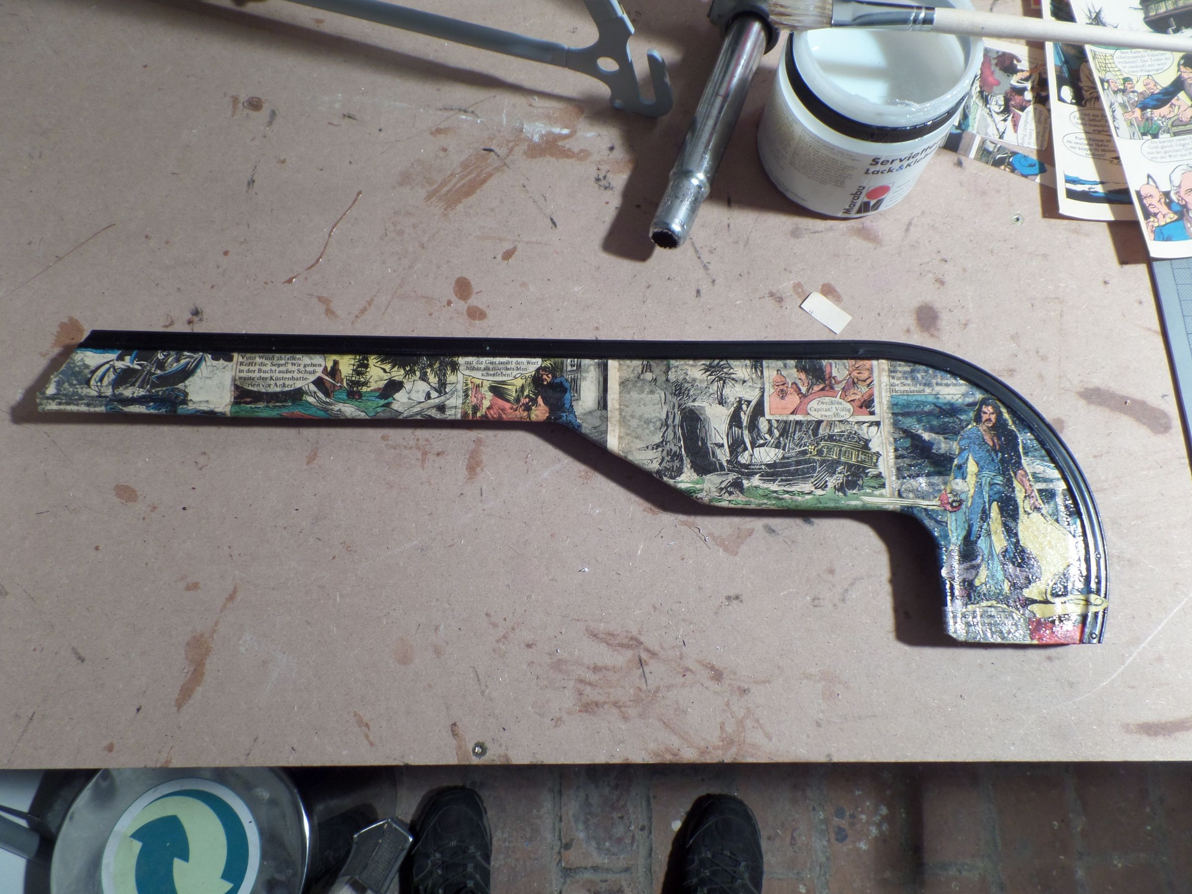 Cover a Bike Frame With Comics (or Other Paper) : 4 Steps (with ...